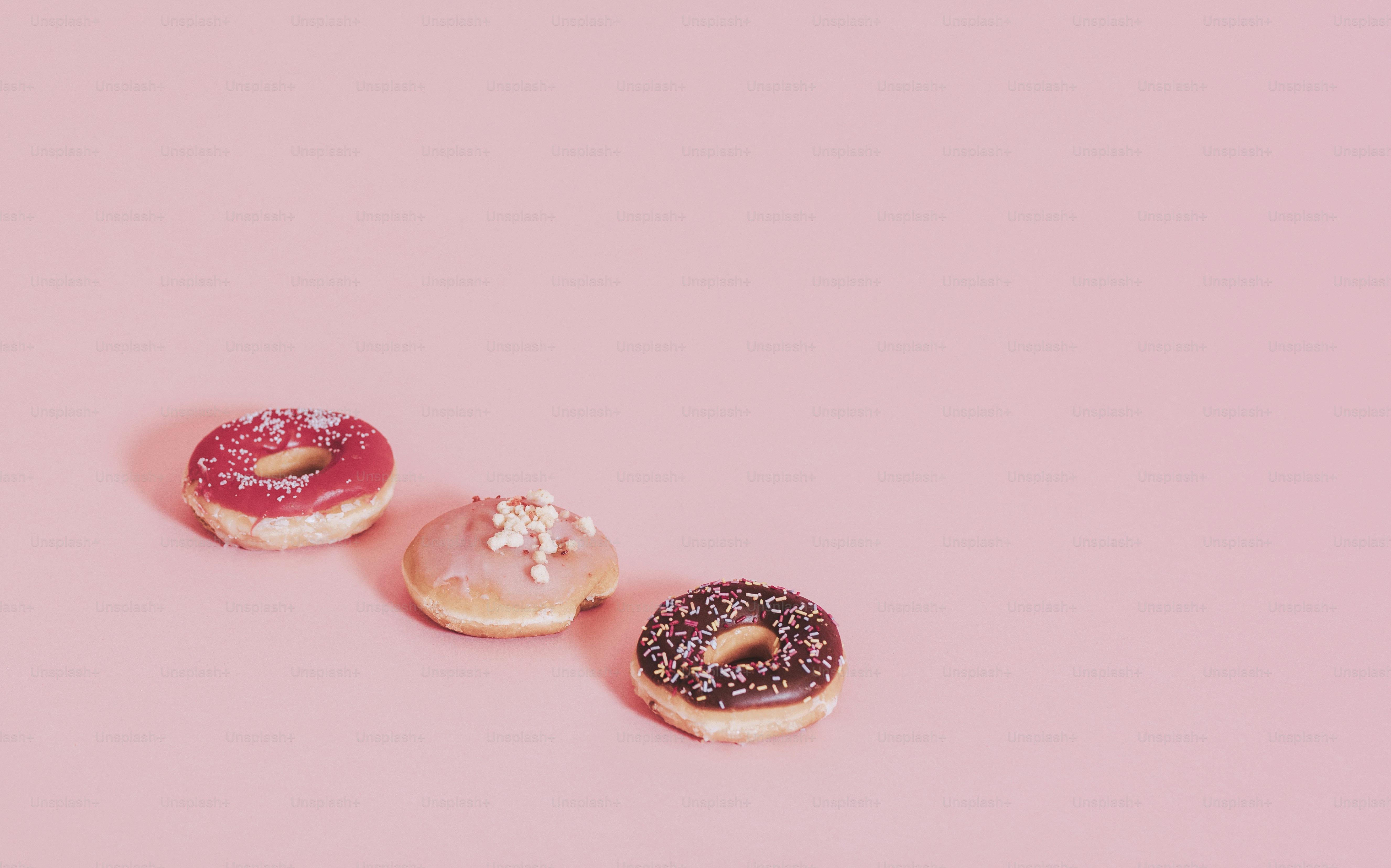 Tasty glazed donut with sprinkles photo – Food Image on Unsplash