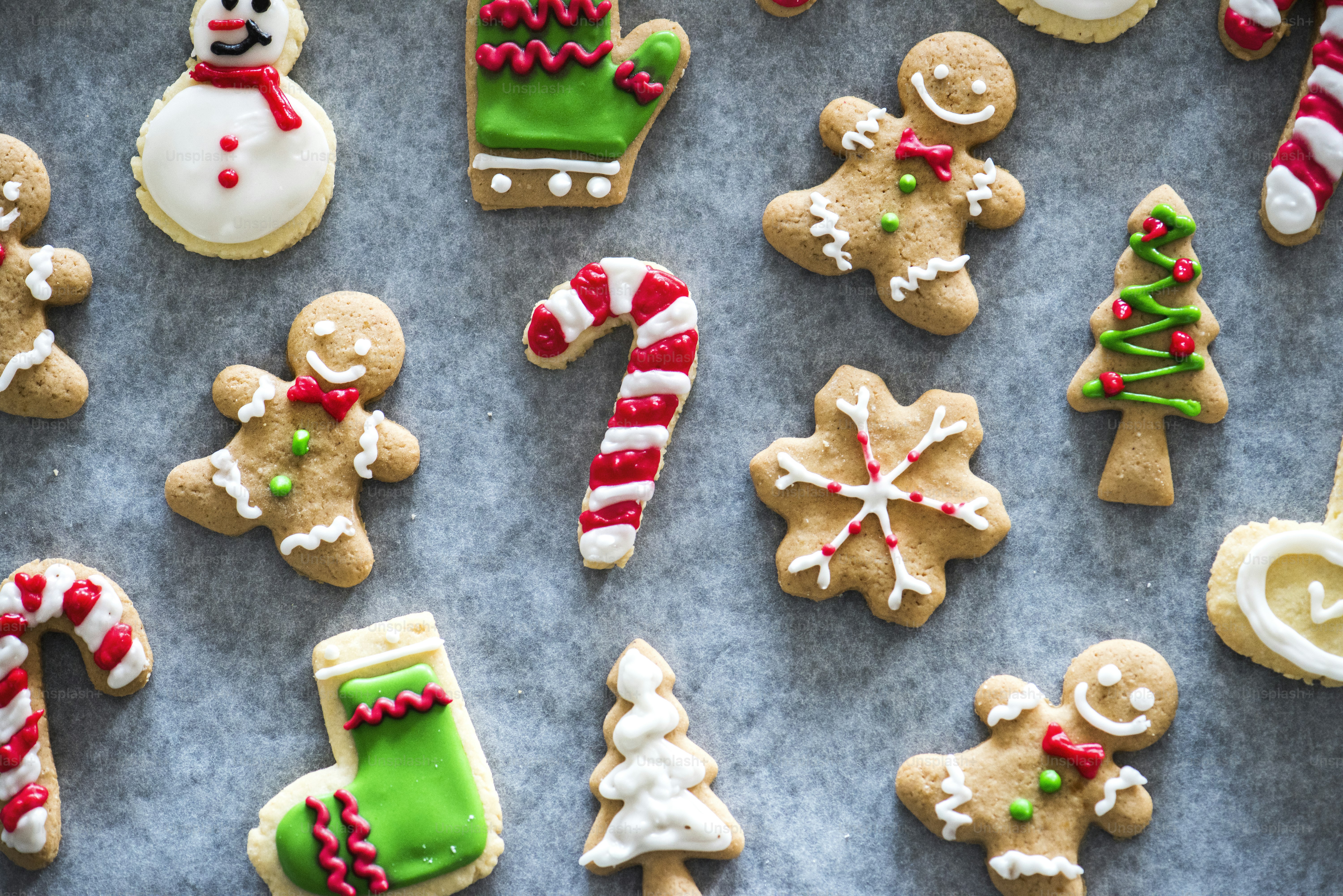 Christmas cookies decorated with icing photo – December Image on Unsplash
