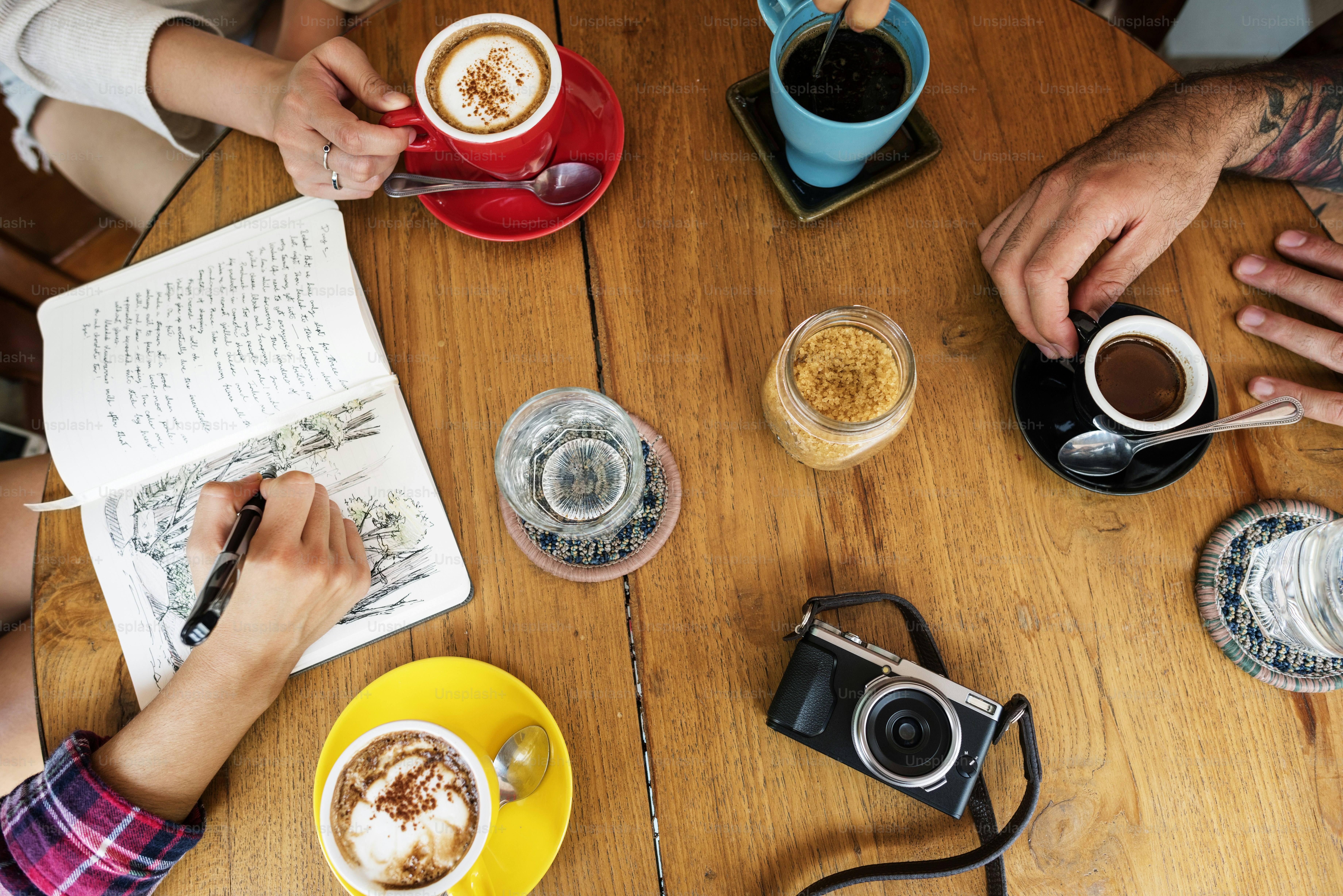Group Of People Drinking Coffee Concept photo – Photography Image on ...
