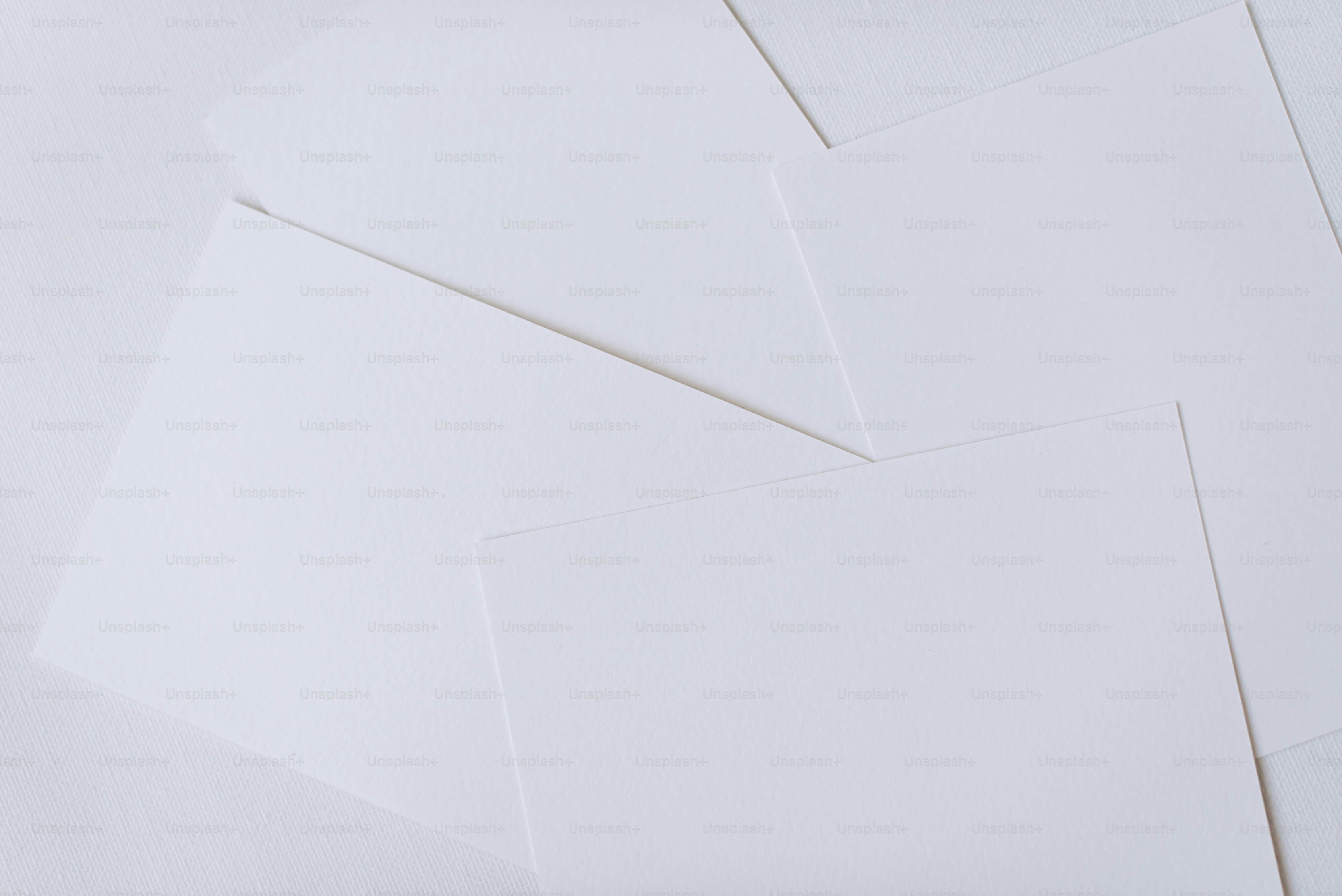 Deux cahiers ouverts posés sur une table photo – Image de Texture du ...