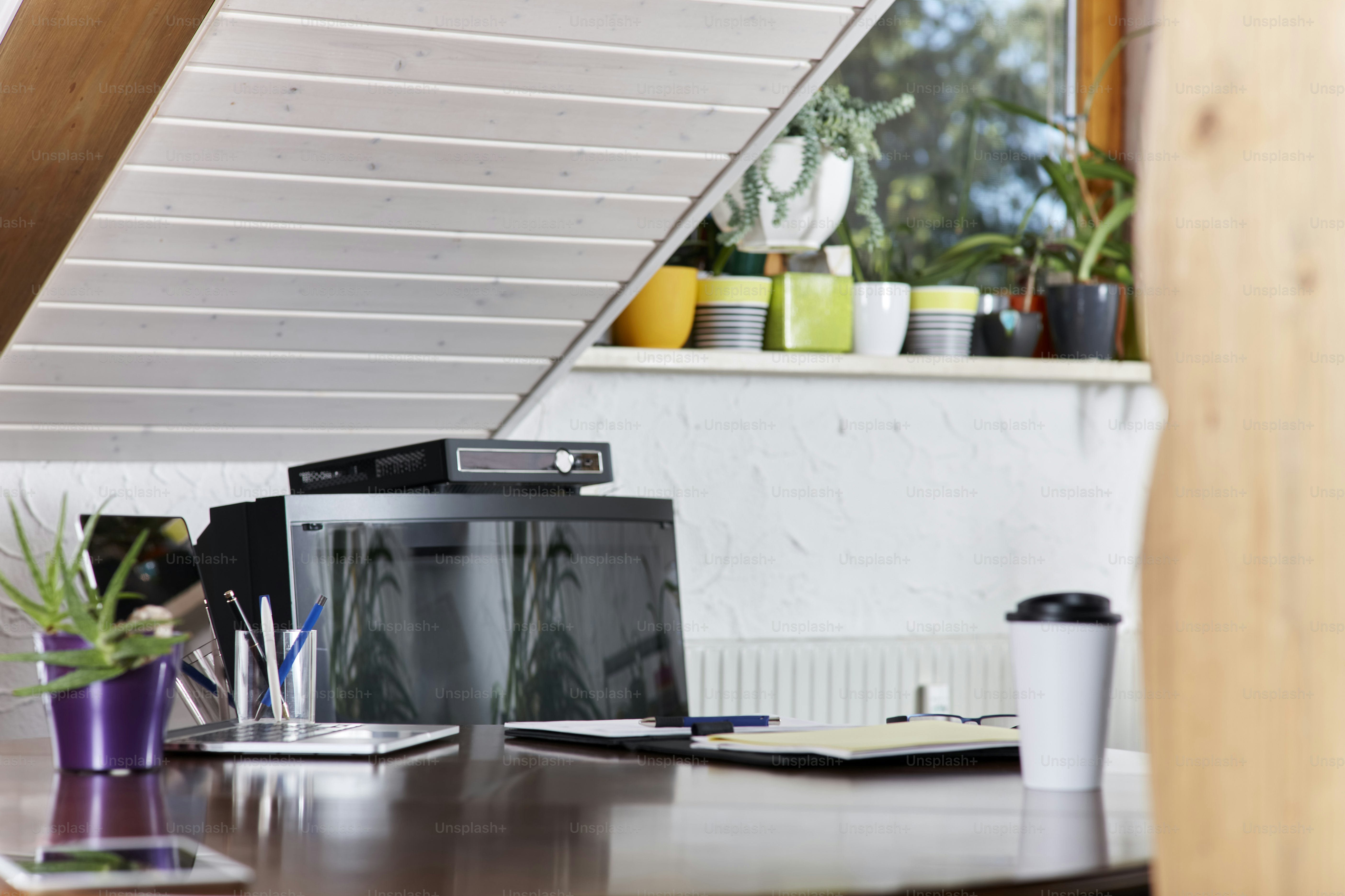 Working in an office and leading a meeting photo – Video conference ...