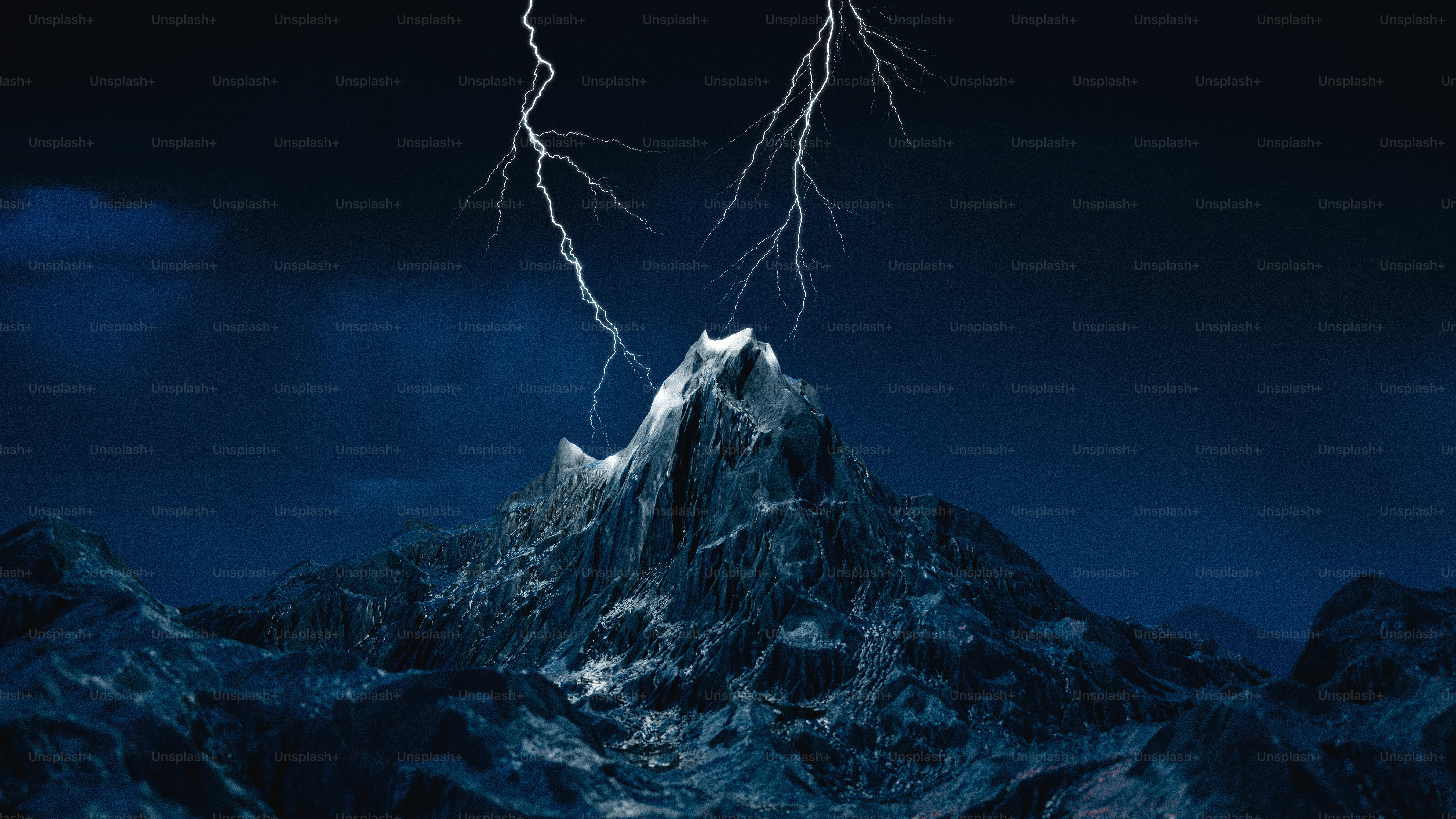 Une montagne avec un éclair au milieu photo – Image de Papier peint sur ...