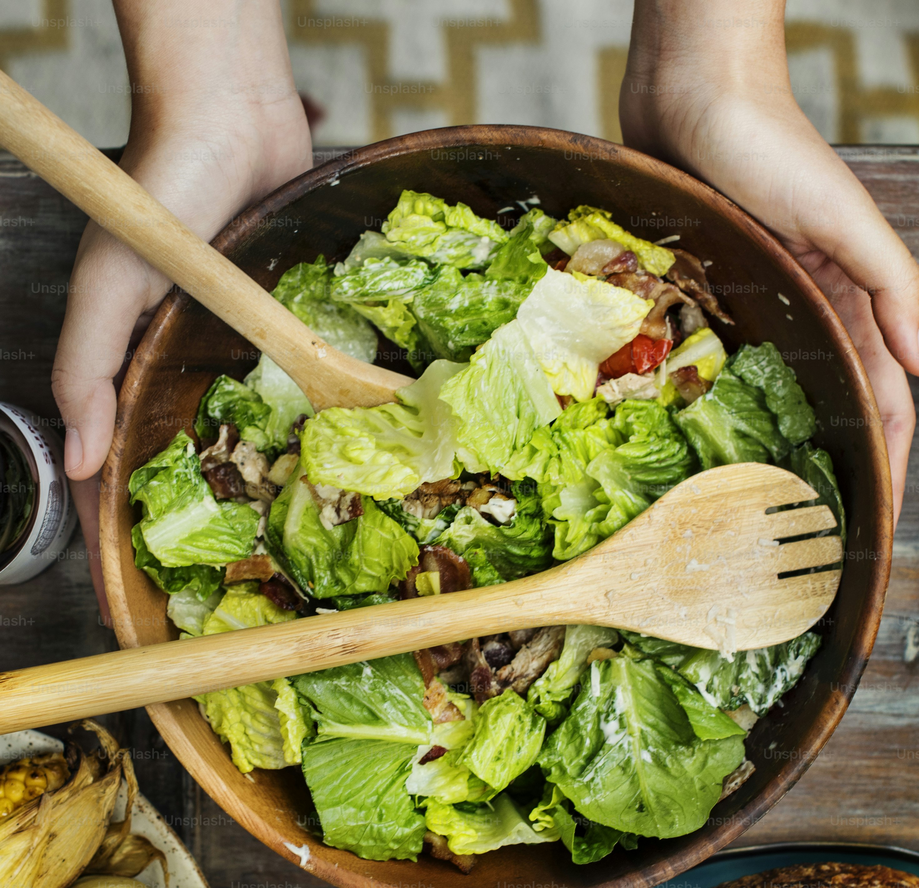 Aerial view of people getting food photo – Flat lay Image on Unsplash