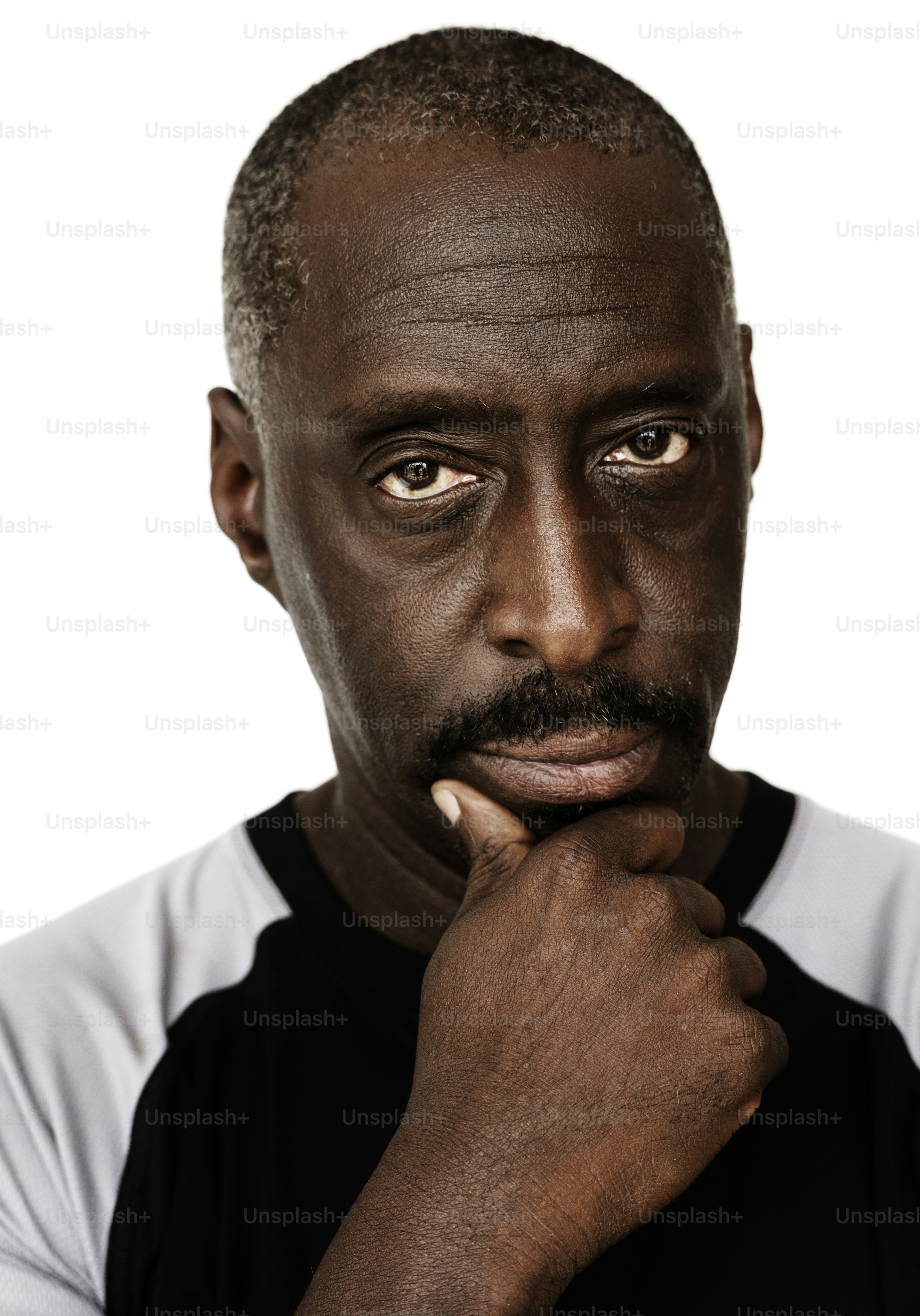 Hombre afrodescendiente en un rodaje foto – Imagen de Etnia africana en ...