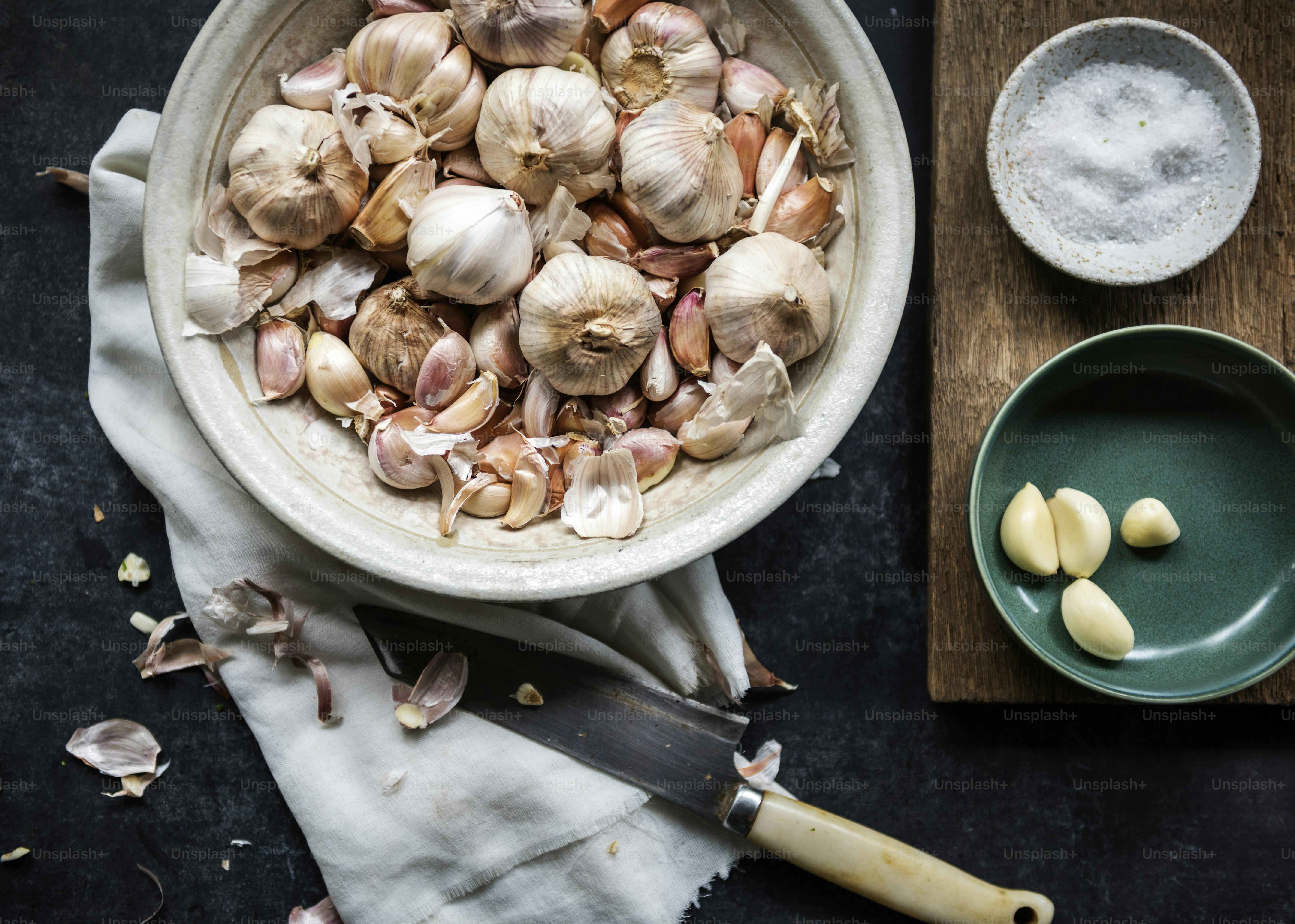 Aerial view of fresh garlic cloves photo – Food Image on Unsplash
