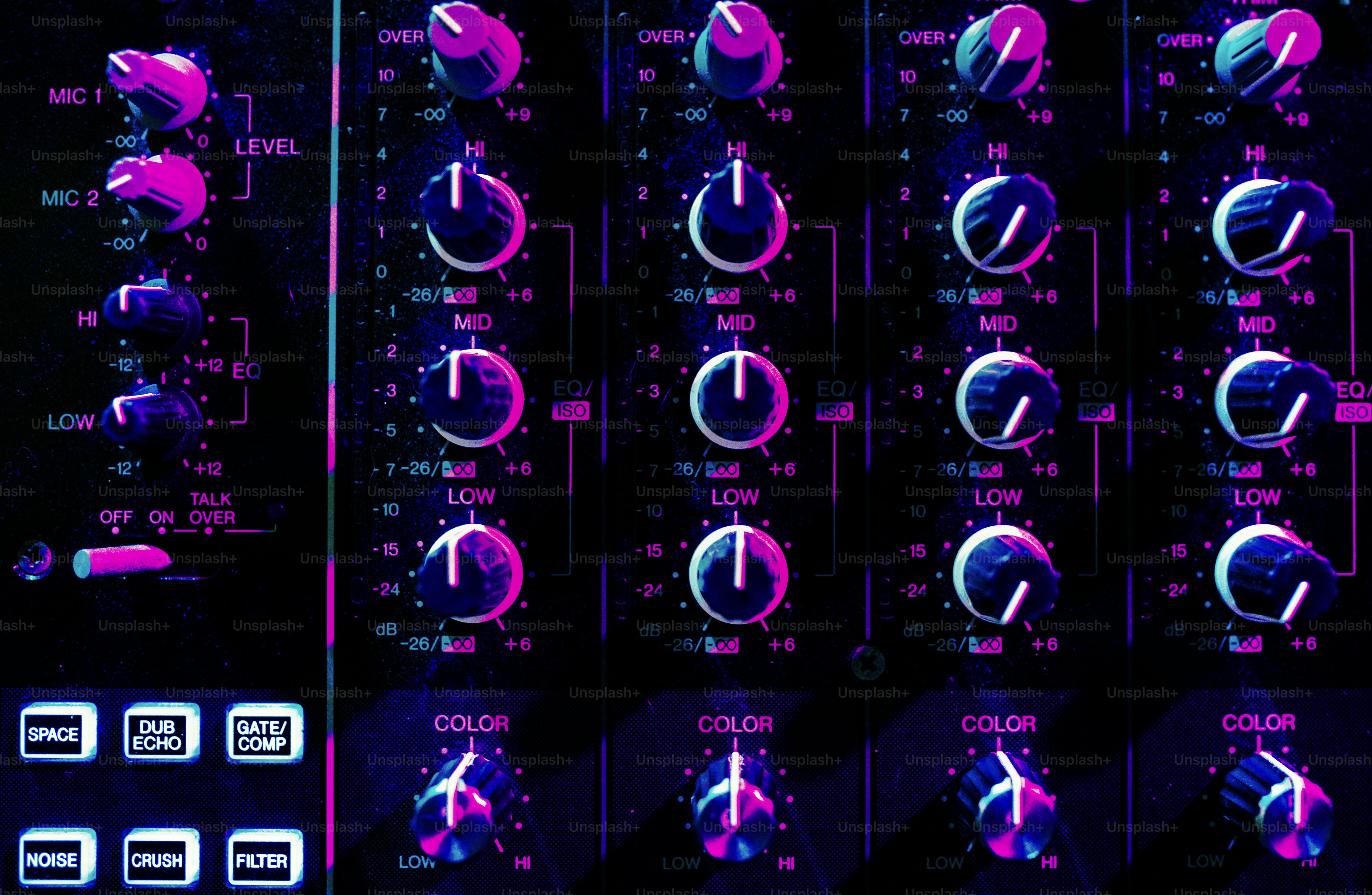 Mixer euipment entertainment DJ station photo – Equalizer Image on Unsplash