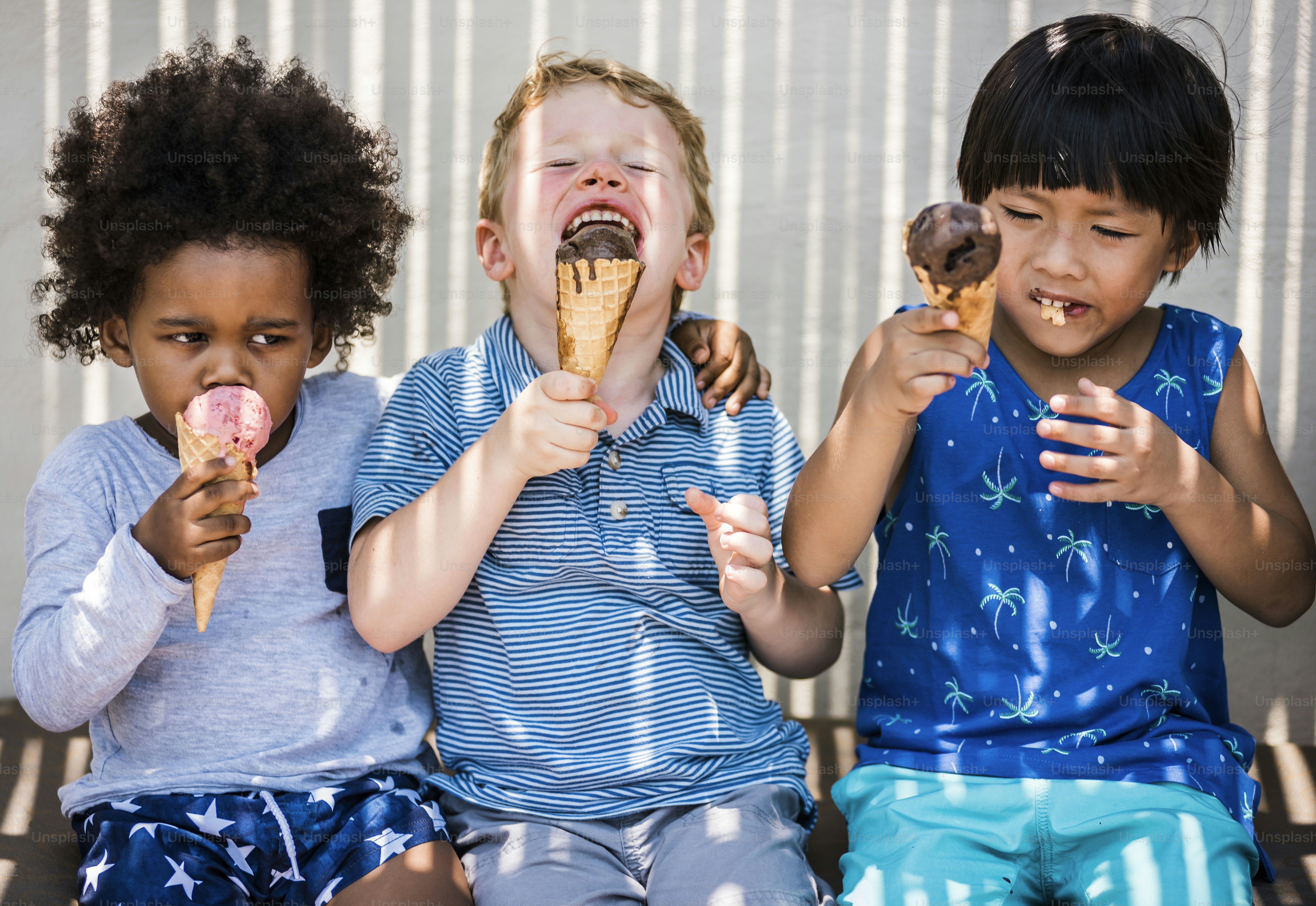 Children enjoying with ice cream photo – Family Image on Unsplash