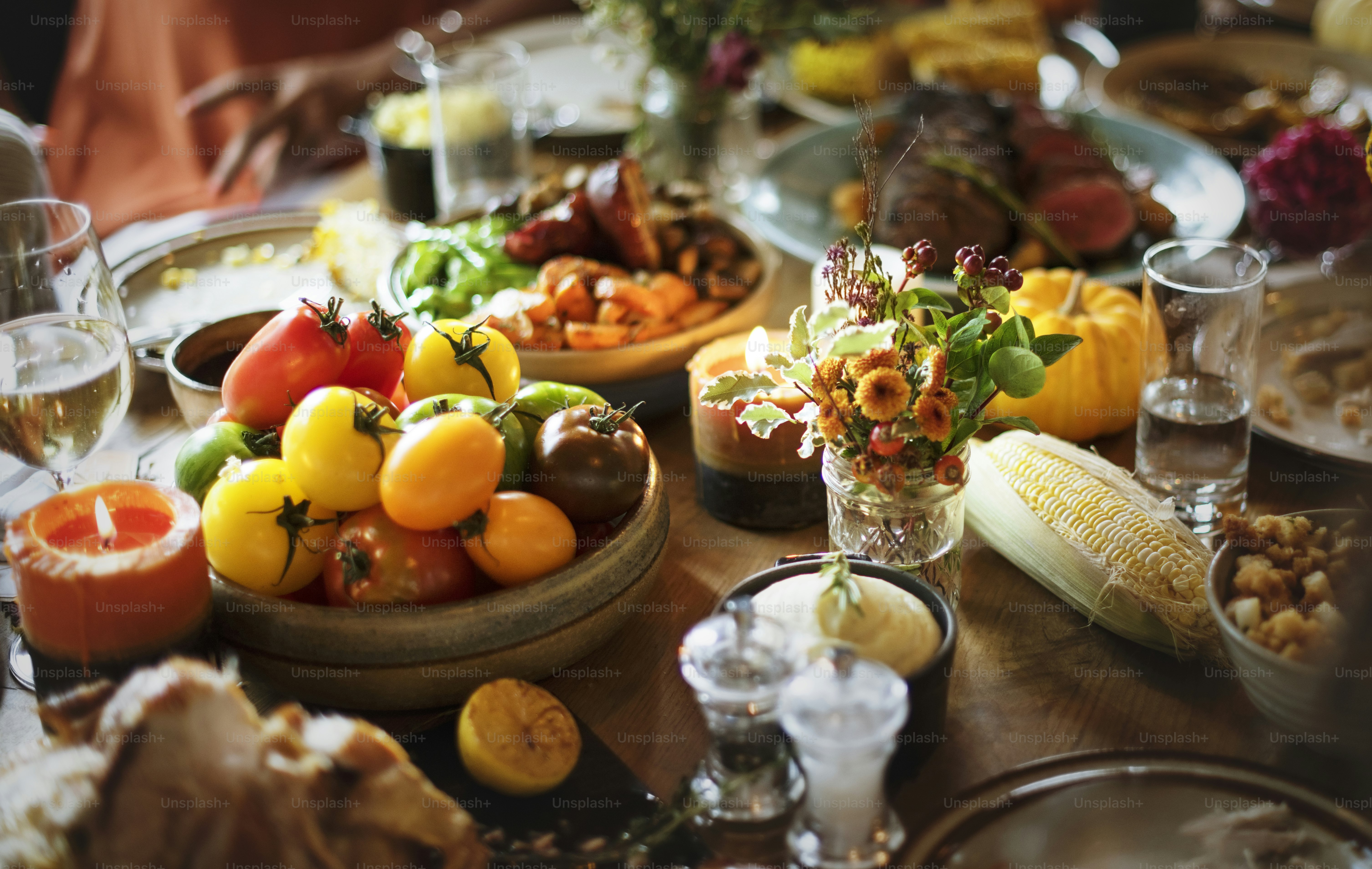 People are celebrating Thanksgiving day photo – Females Image on Unsplash
