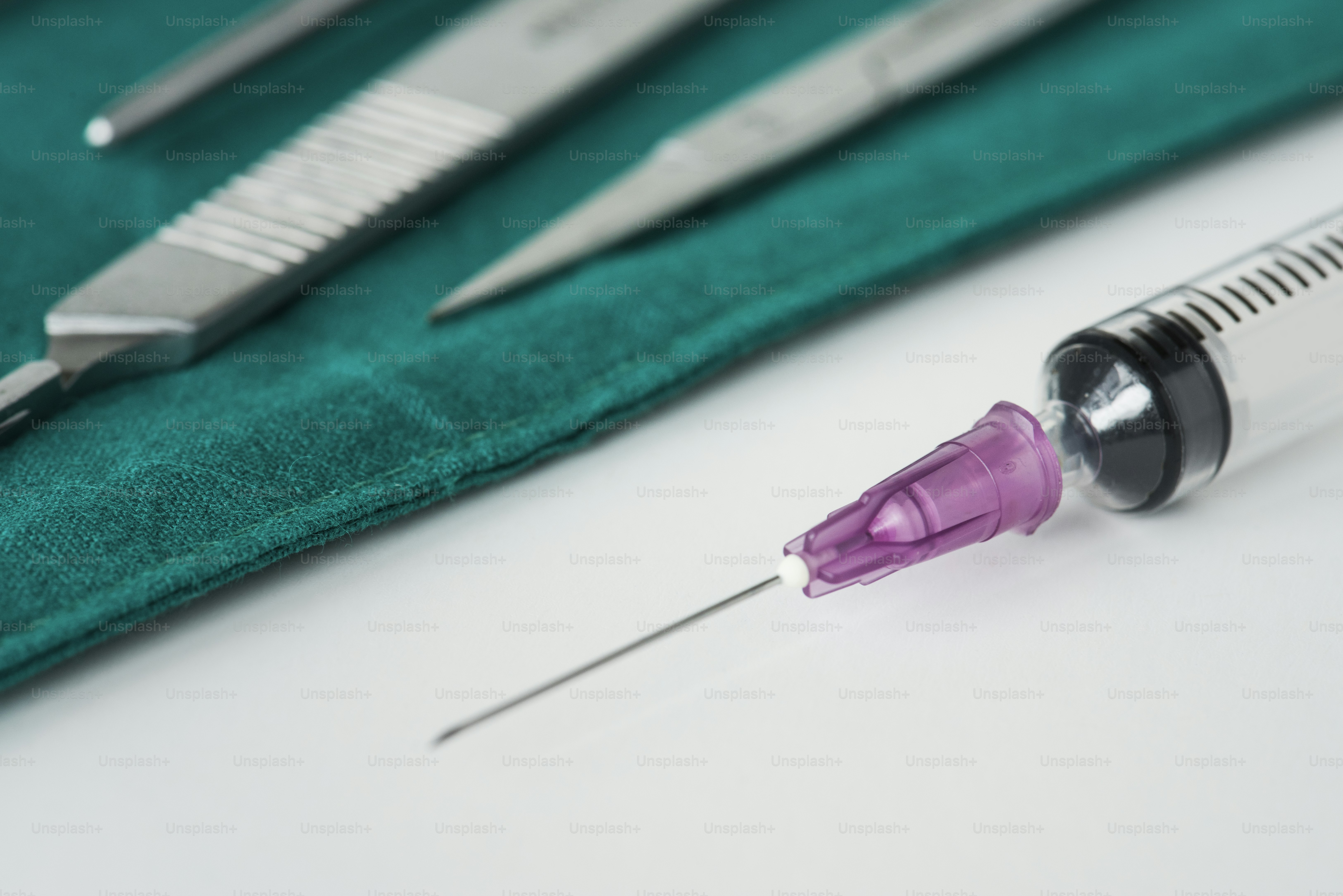 Closeup of Syringe photo – Syringe Image on Unsplash