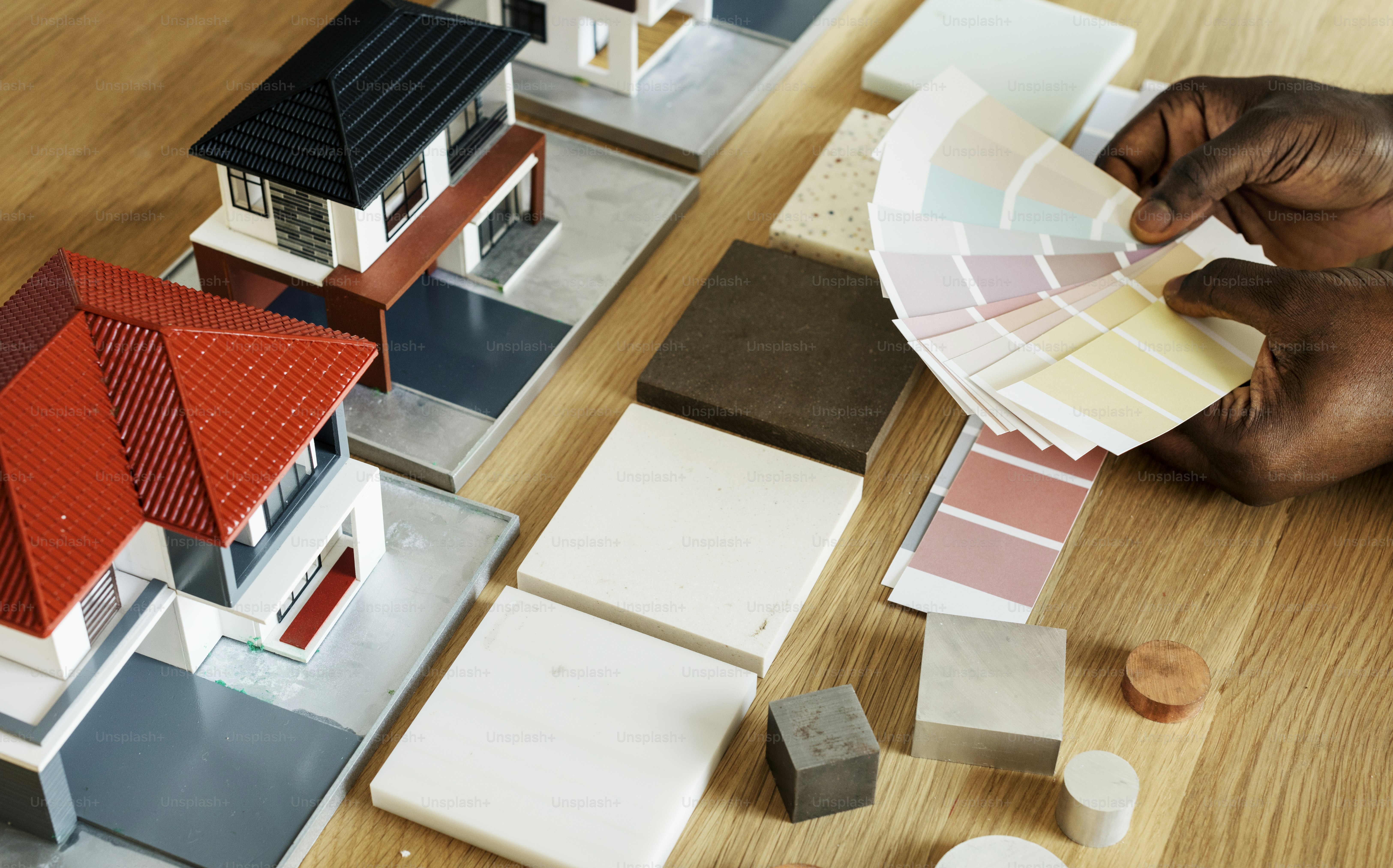 Man renovating the house photo – Home improvement Image on Unsplash