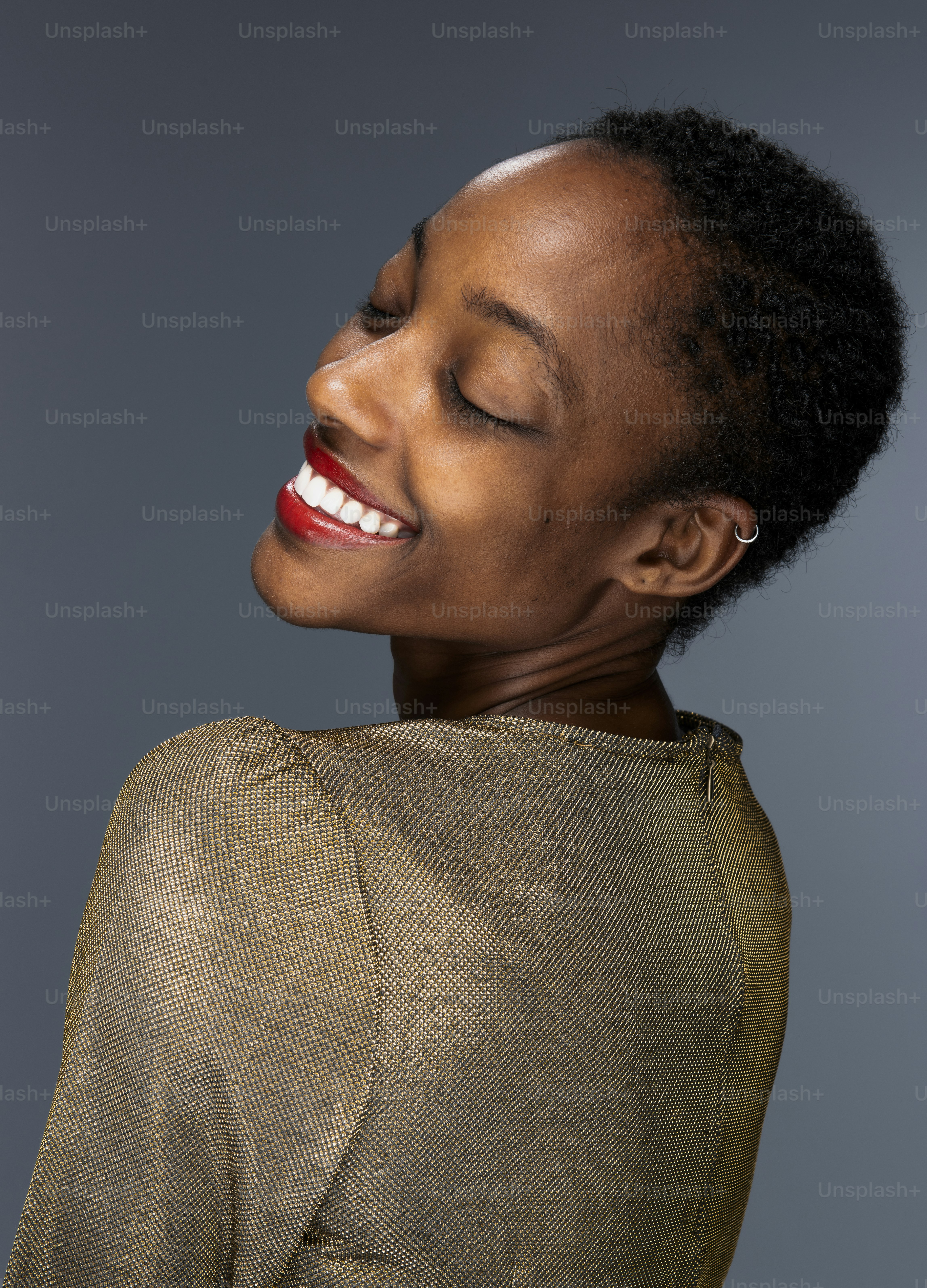 Portrait of a beautiful model photo – Portrait Image on Unsplash