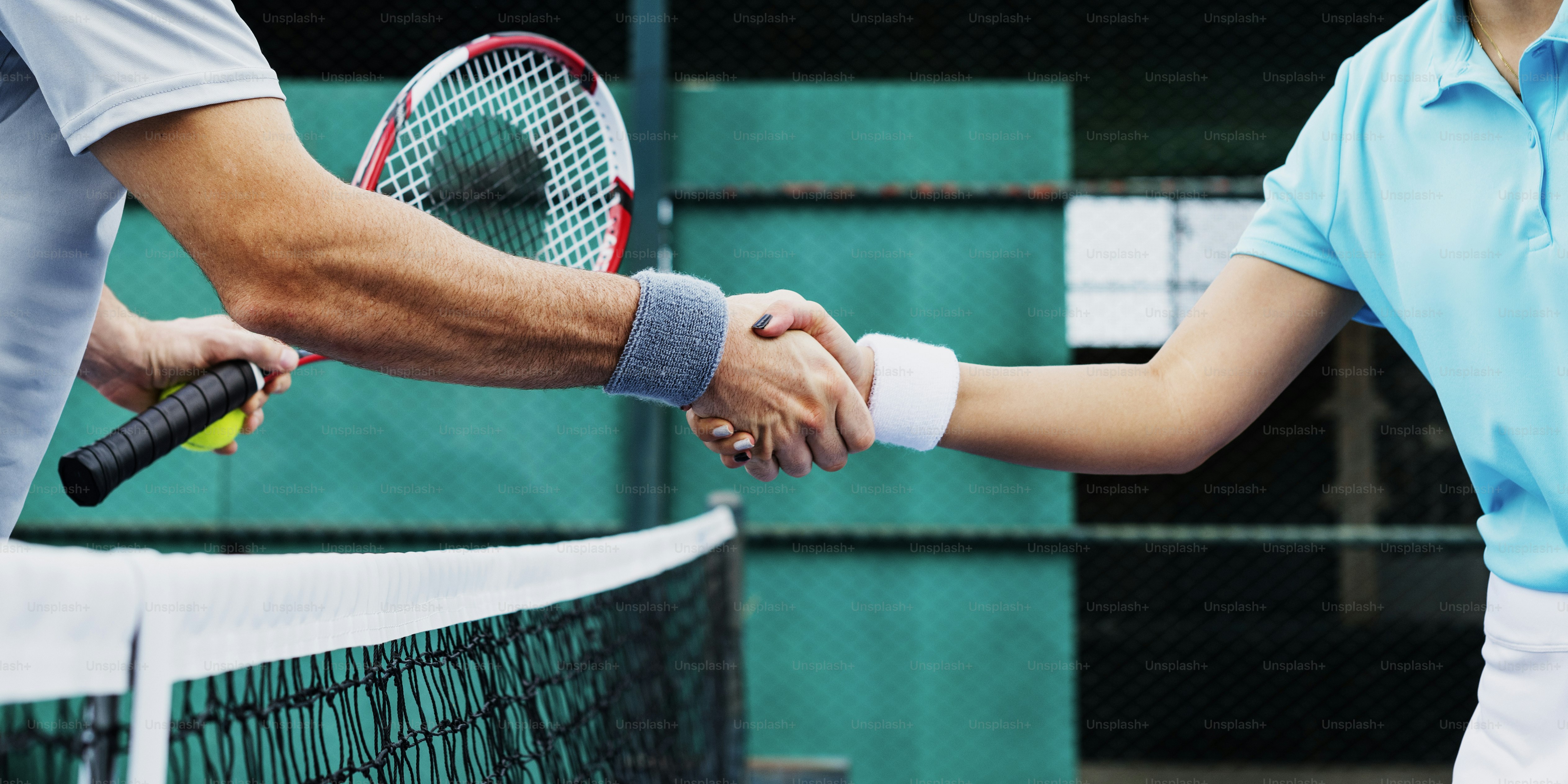 Handshake Athlete Coaching Trainer Exercise Concept photo – Competition ...