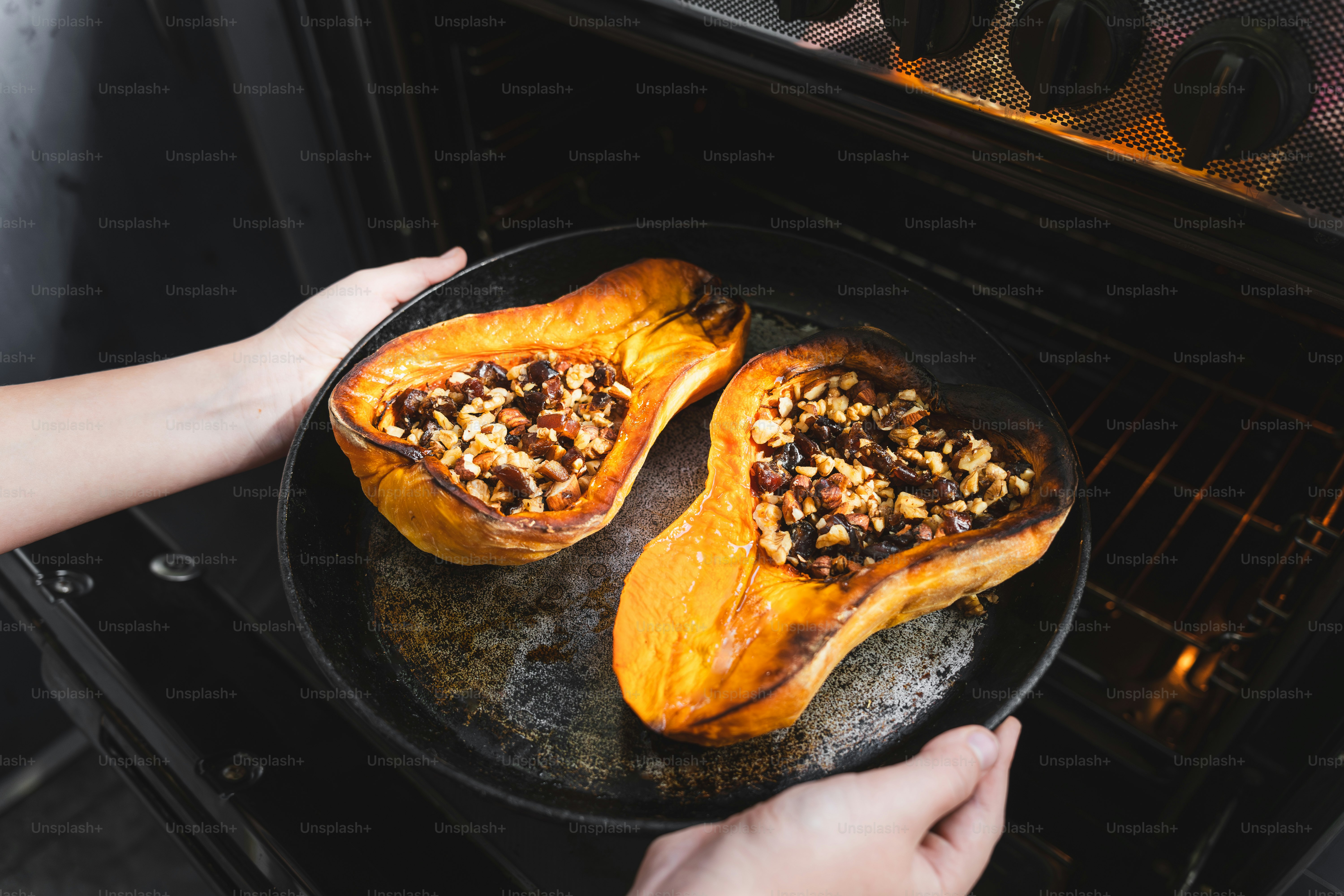 A person cooking food inside of an oven photo – Food Image on Unsplash