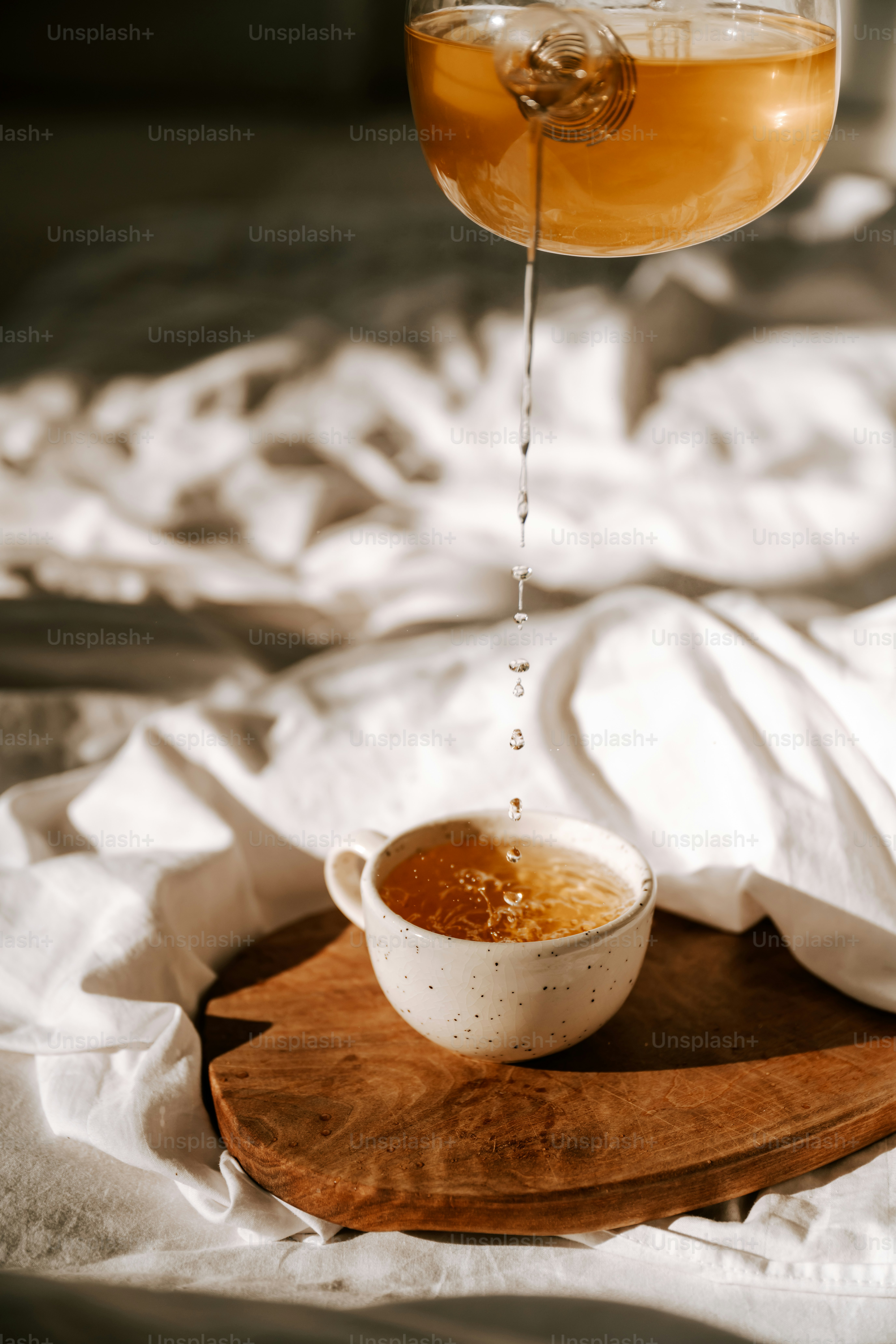 Pouring Tea Pictures | Download Free Images on Unsplash