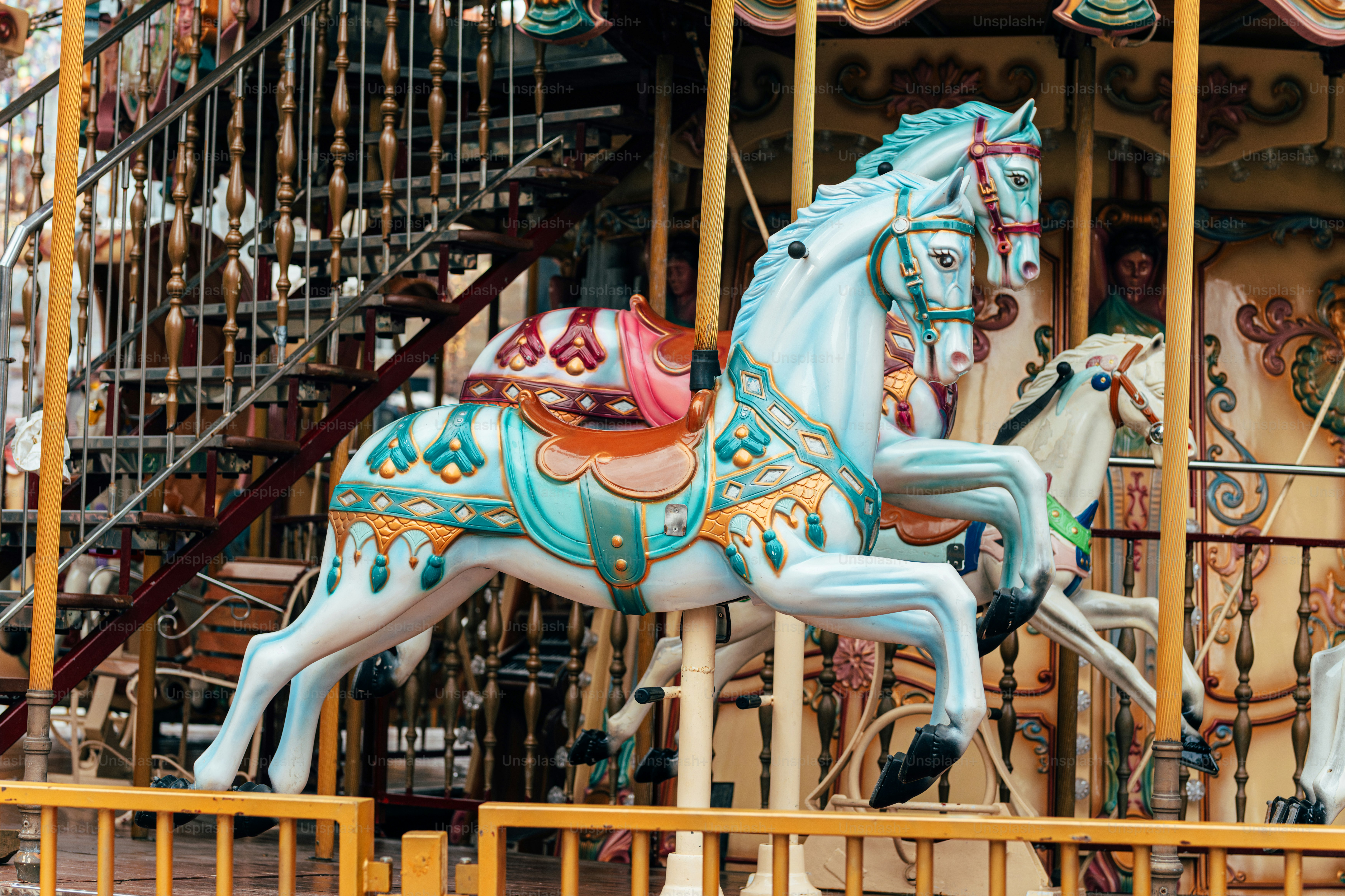 Best 100+ Carousel Pictures | Download Free Images on Unsplash