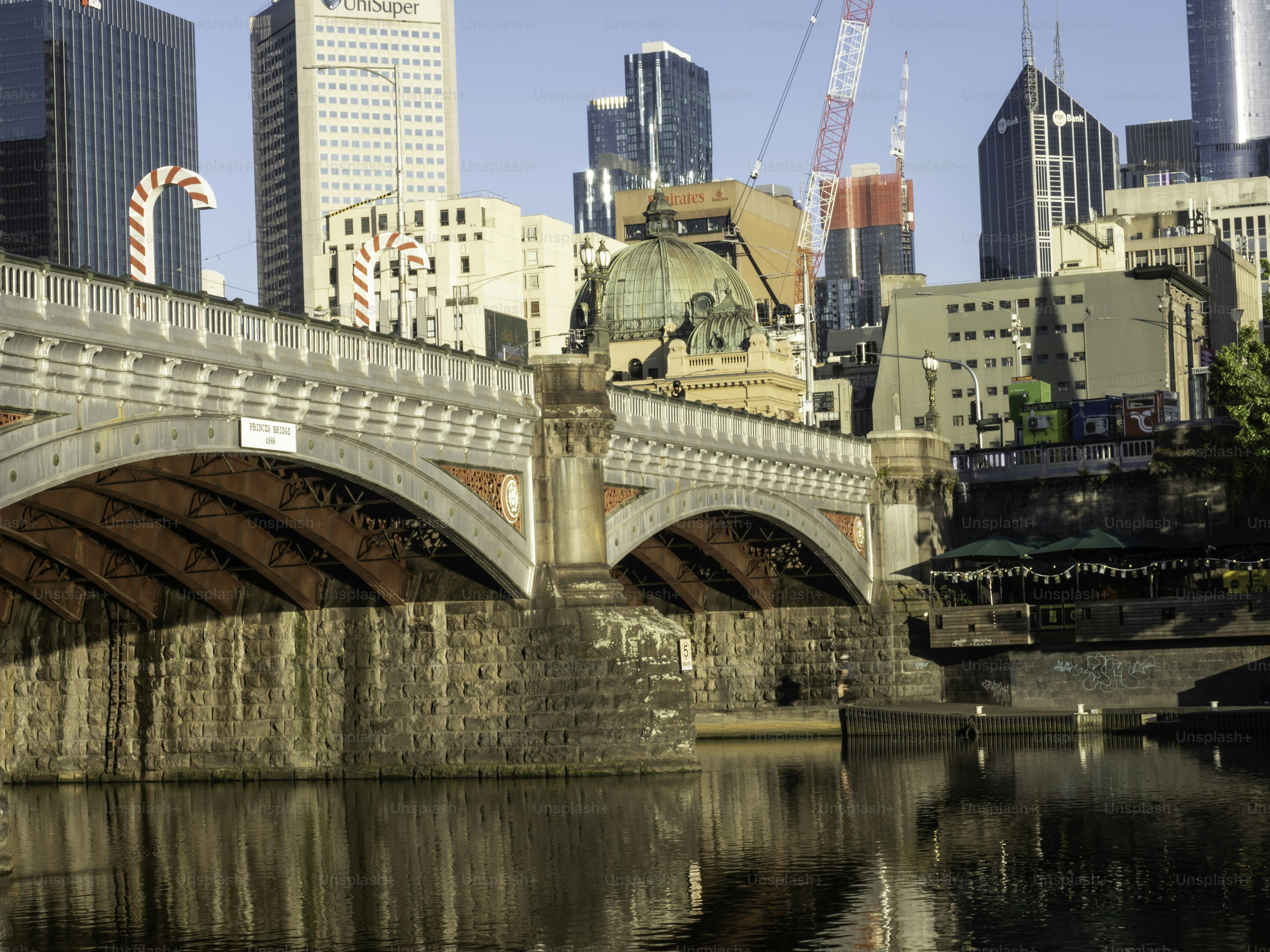 Melbourne skyline and St Kilda road bridge, Princes Bridge photo ...