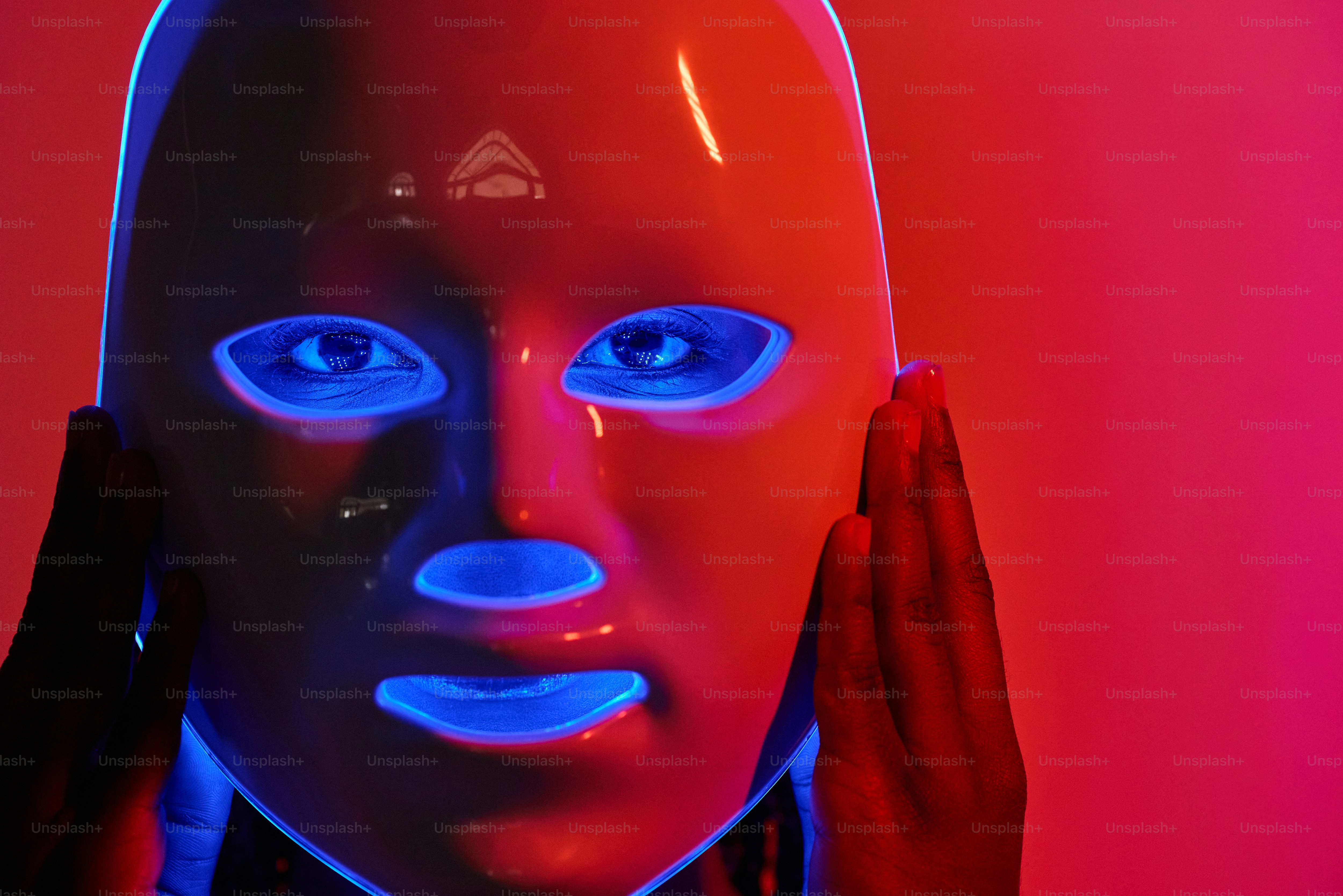 100+ Masked Pictures | Download Free Images on Unsplash