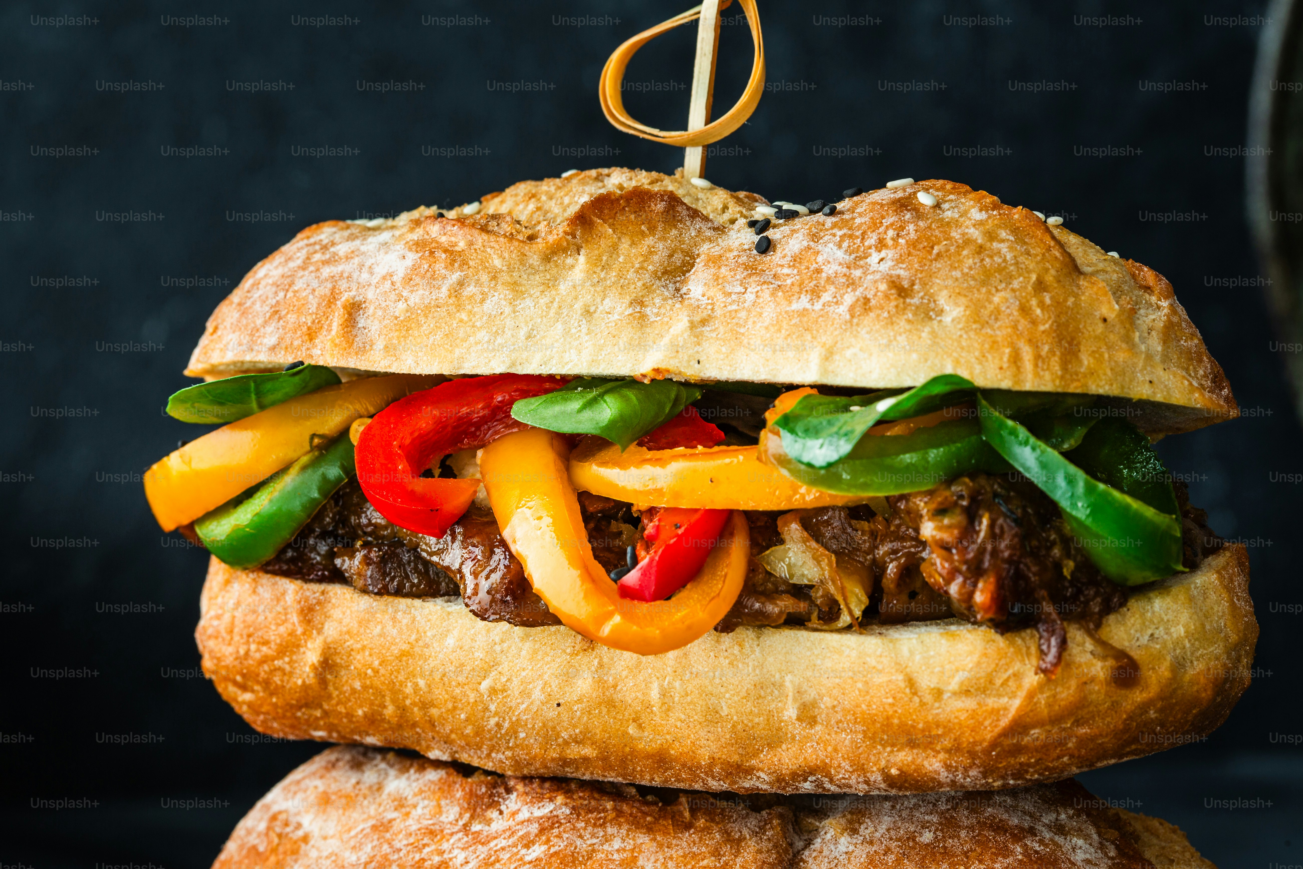 A close up of a sandwich on a plate photo – Food Image on Unsplash