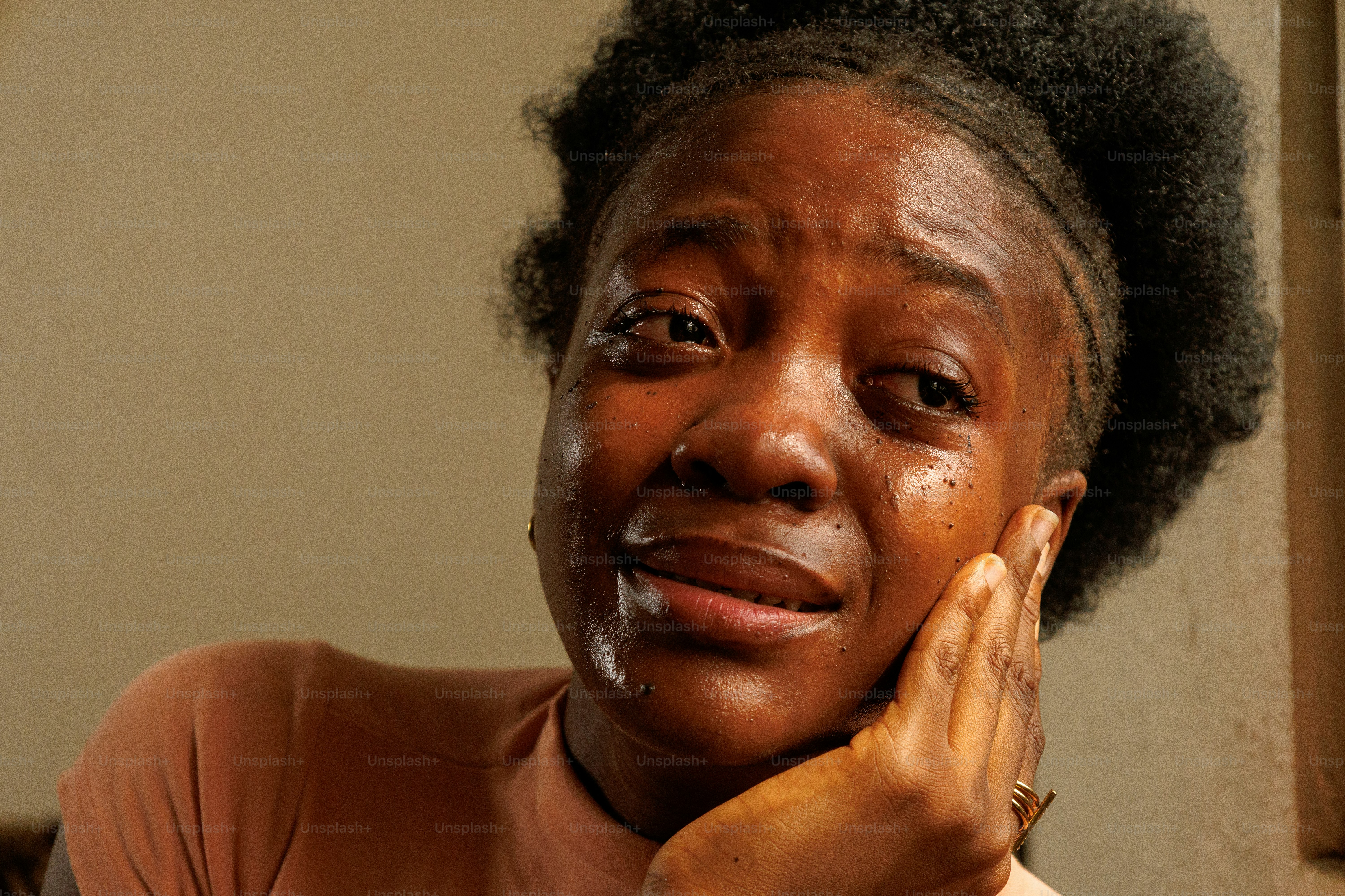 A woman appears to be sad or in distress. photo – Sad Image on Unsplash