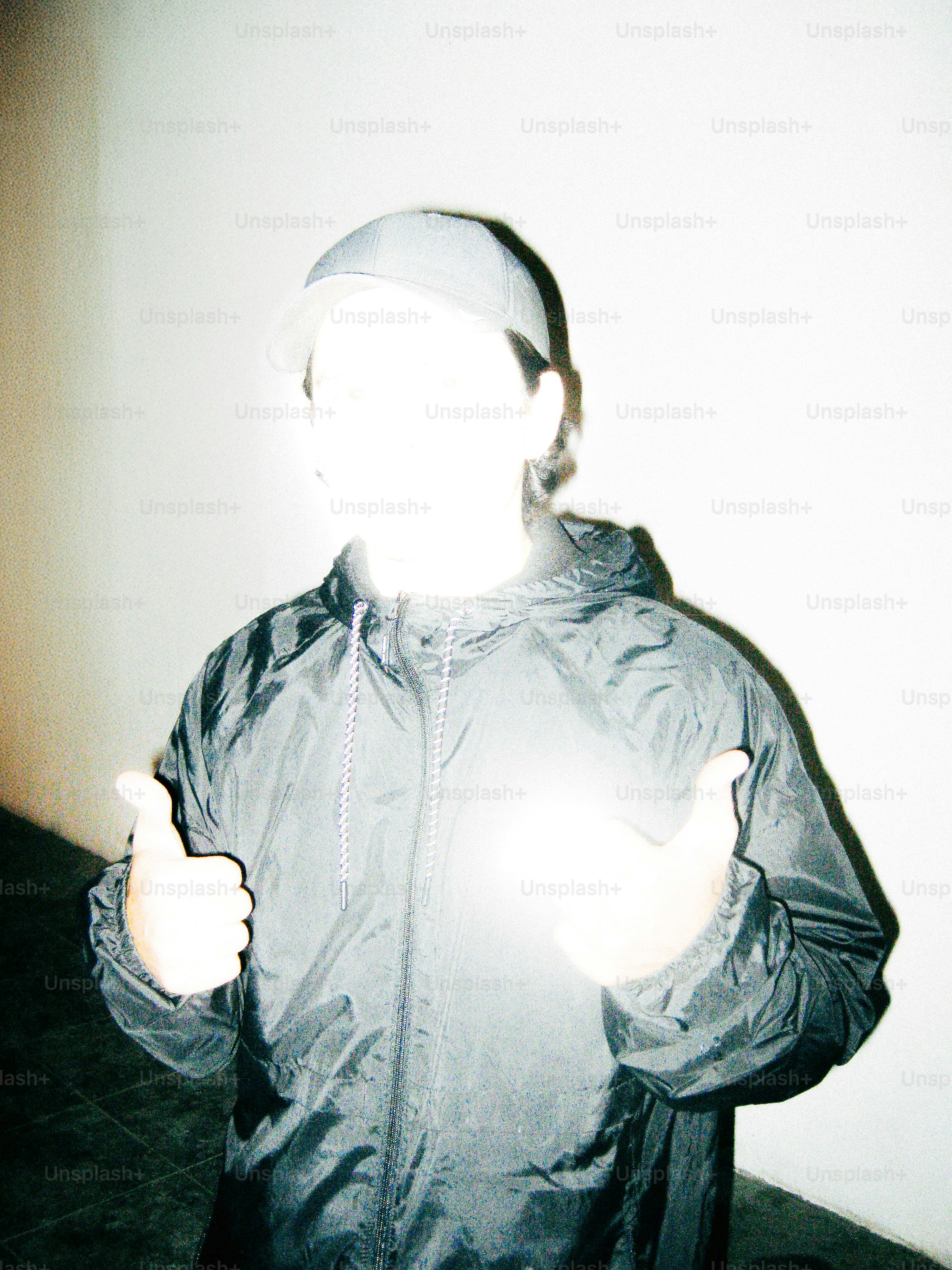 Black Flash Pfp Pictures | Download Free Images on Unsplash