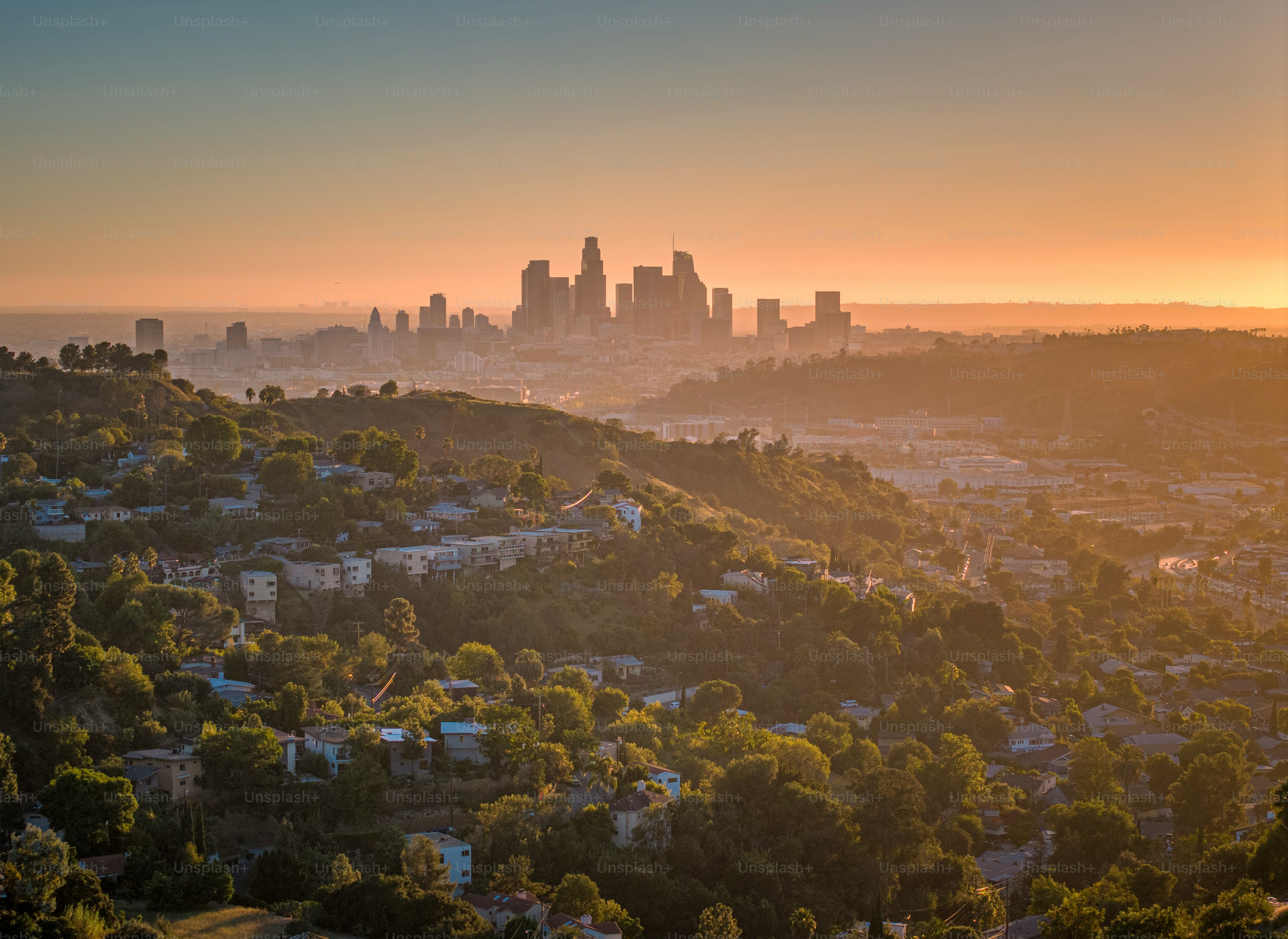 Cityscape of Los Angeles in dawn time photo – Business Image on Unsplash