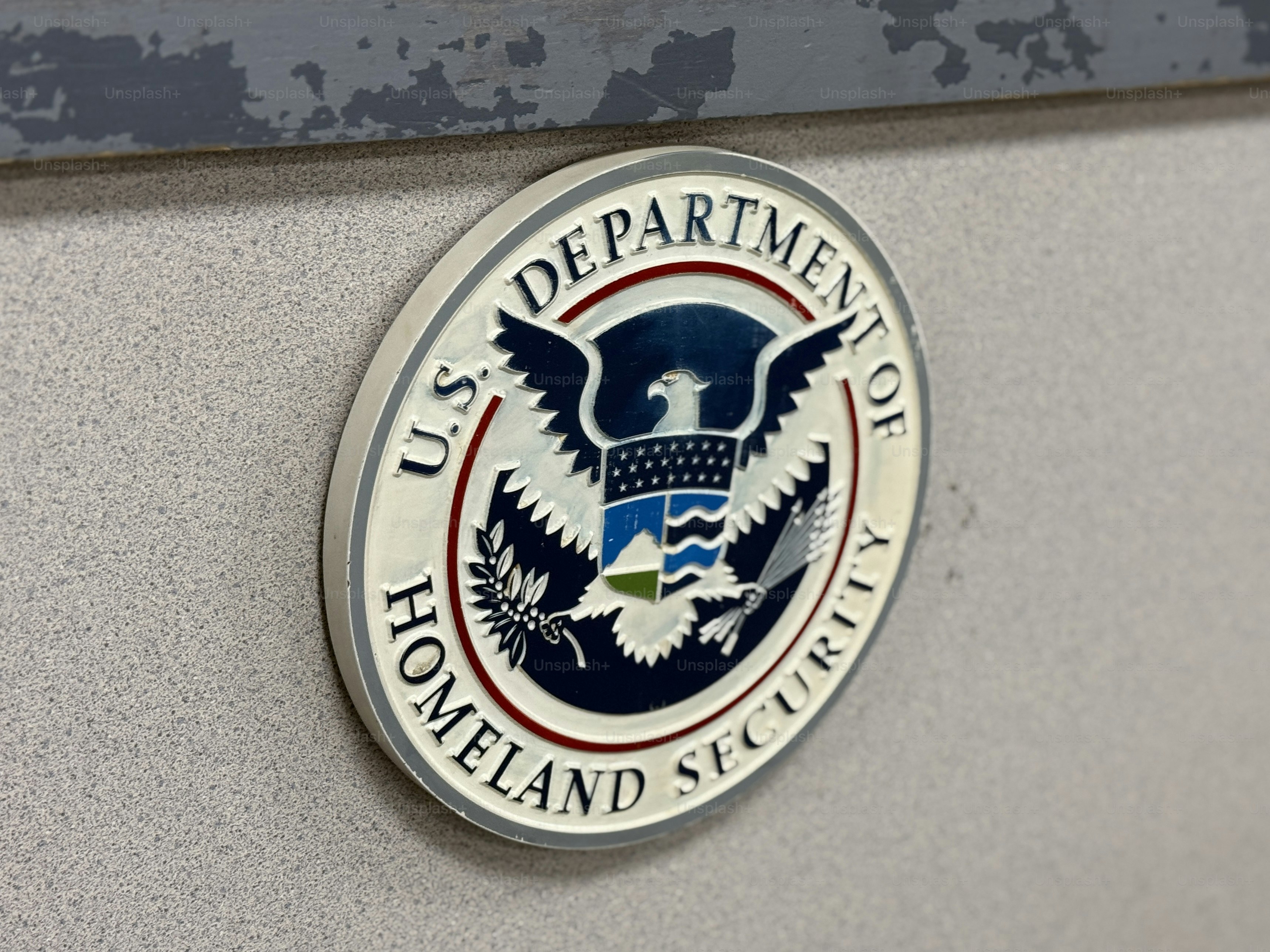 U.S. Homeland Security photo – Office Image on Unsplash