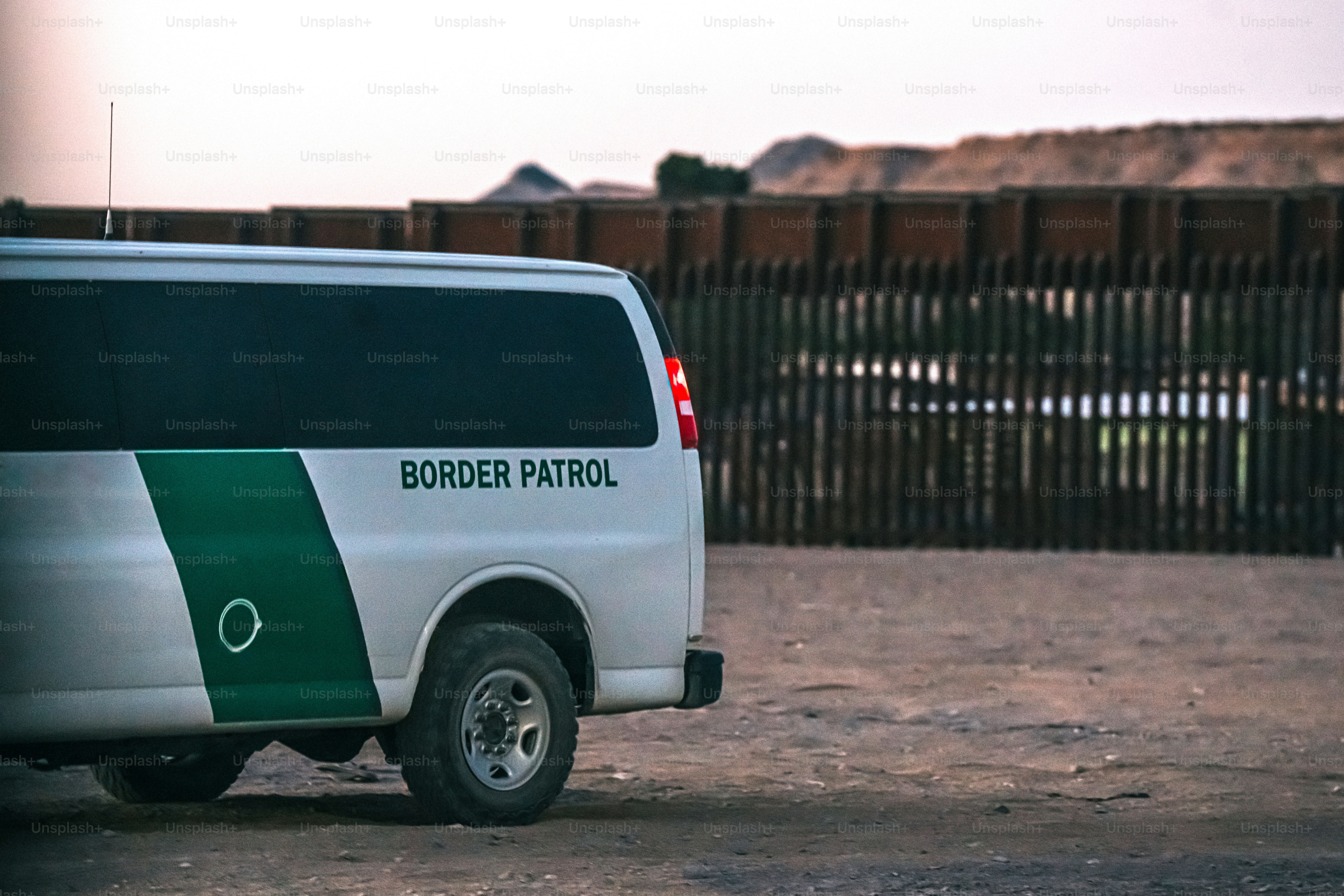 A hot topic in political discussions: Border patrol SUV at the Mexico ...