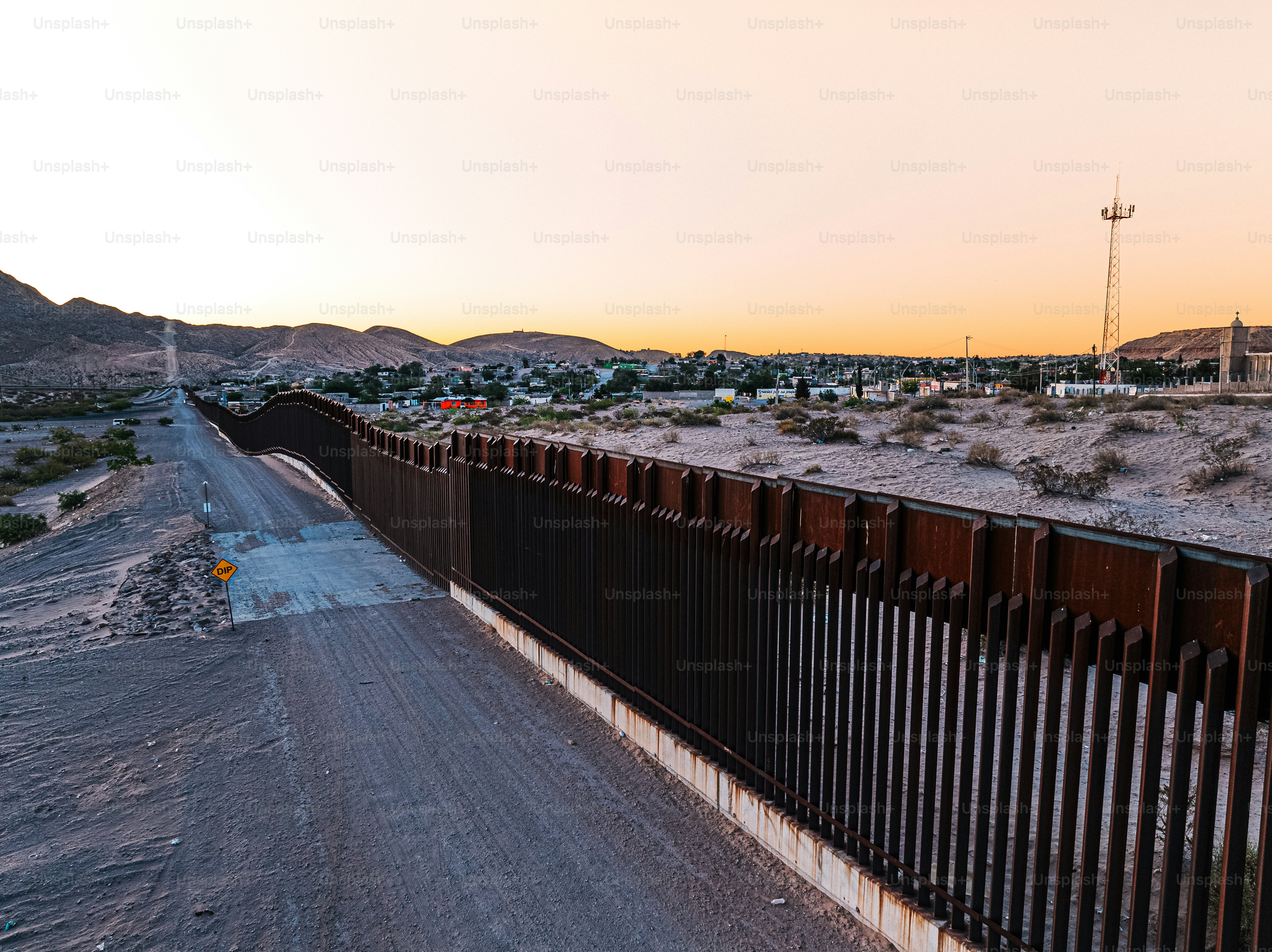 Service road for American Border Patrol Officers at the U.S. Southern ...