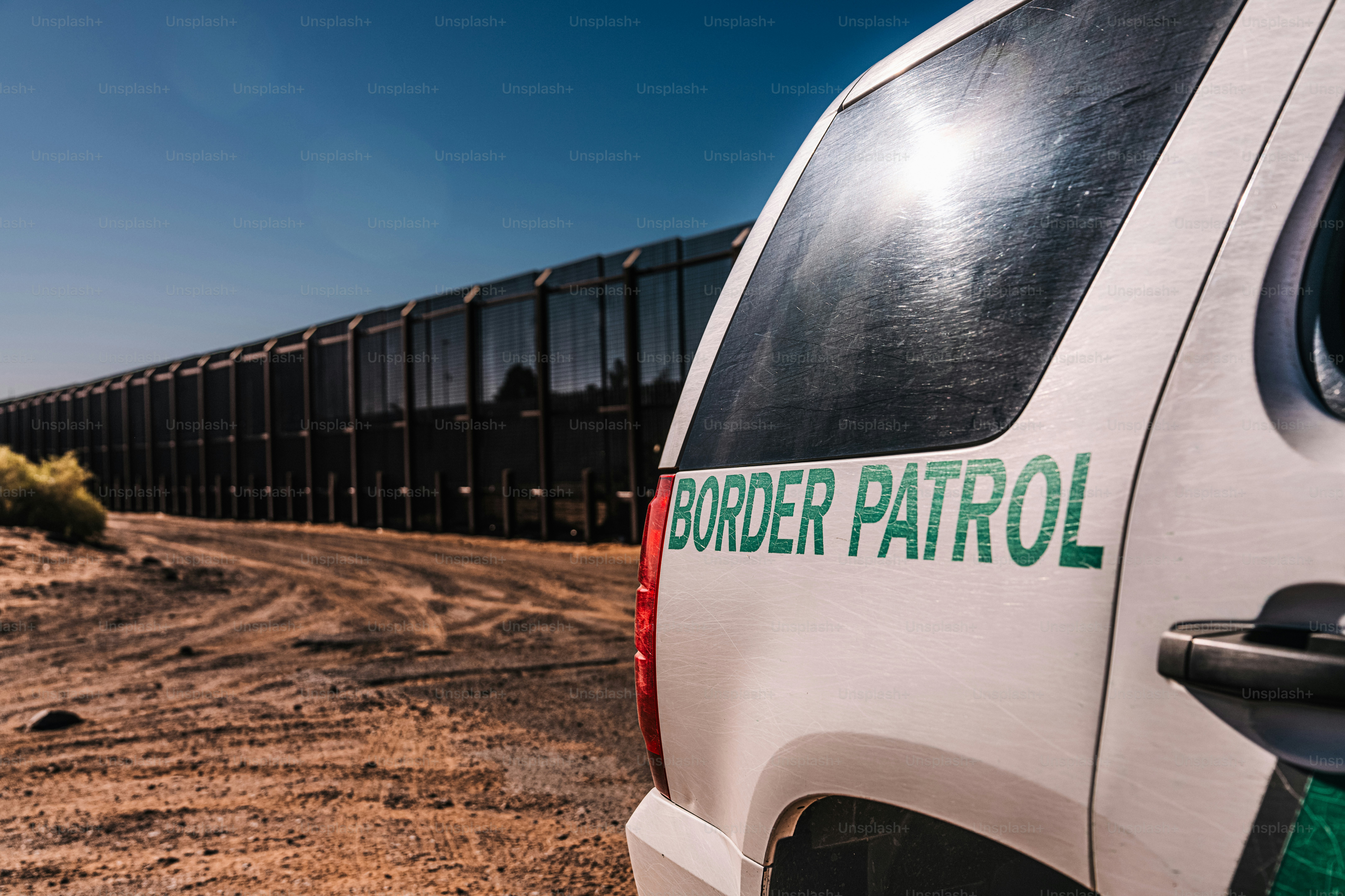 A hot topic in political discussions: Border patrol SUV at the Mexico ...
