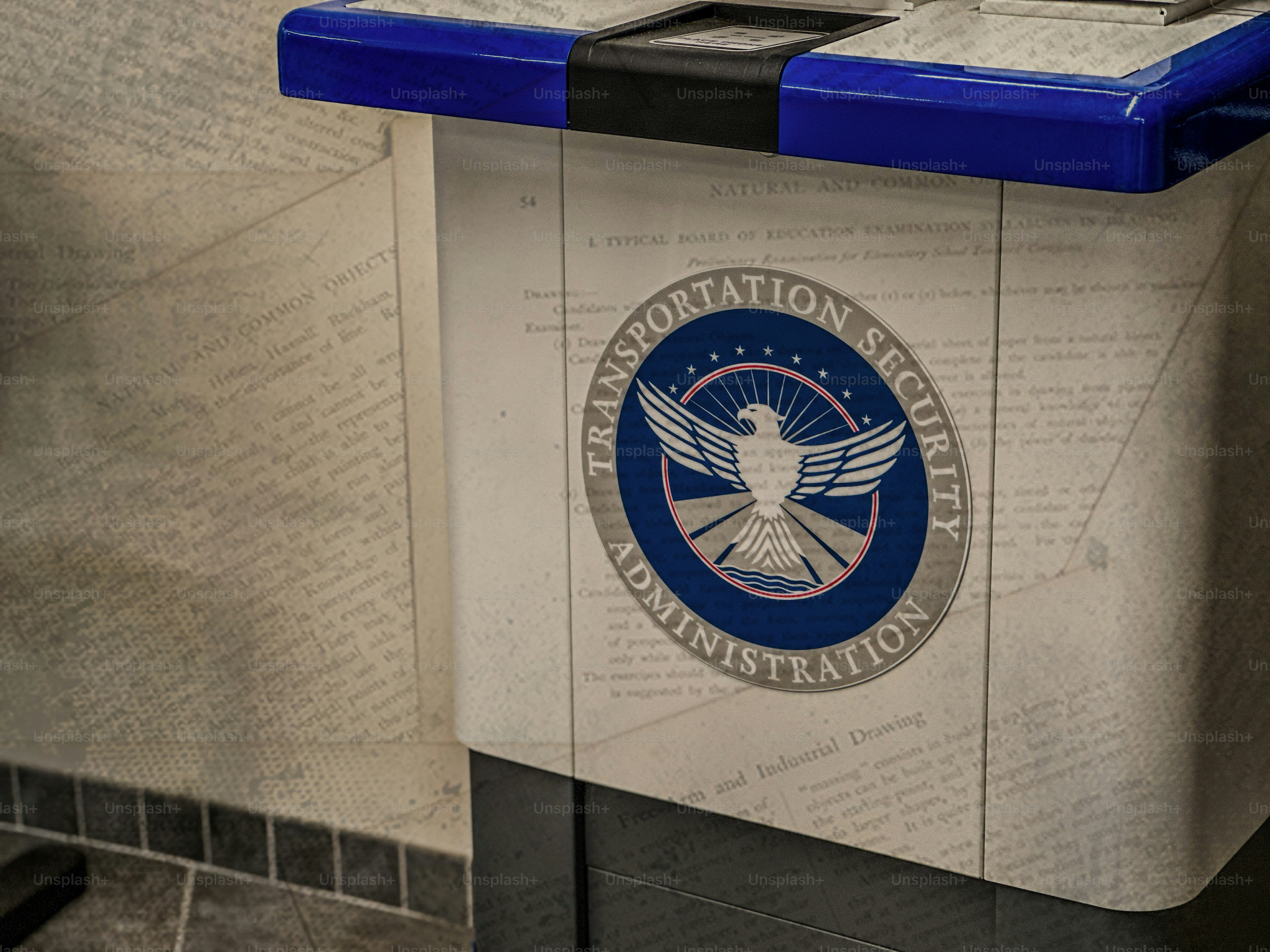 International Customs photo – Business Image on Unsplash