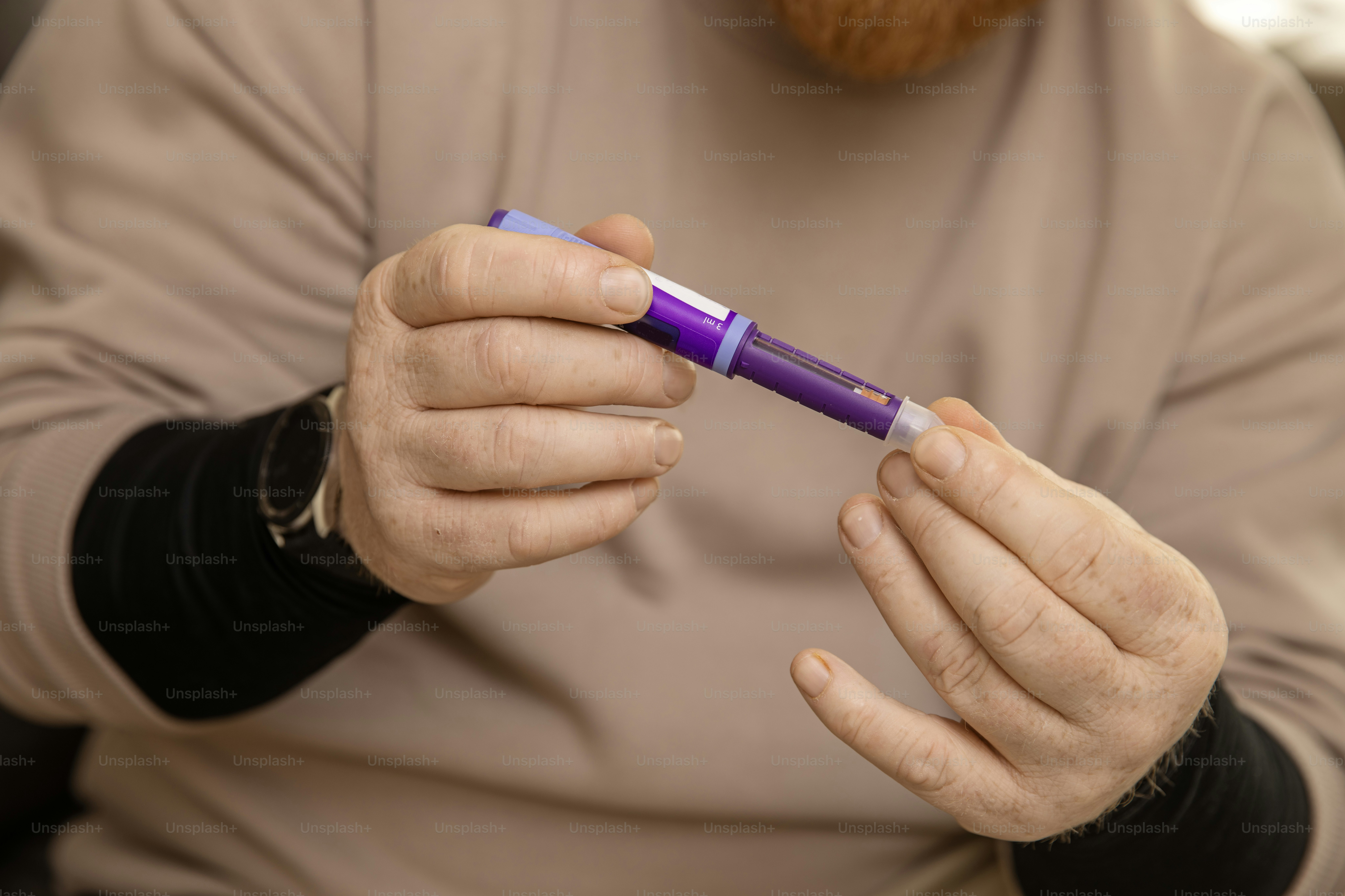 Semaglutide injection for unknown person photo – People Image on Unsplash