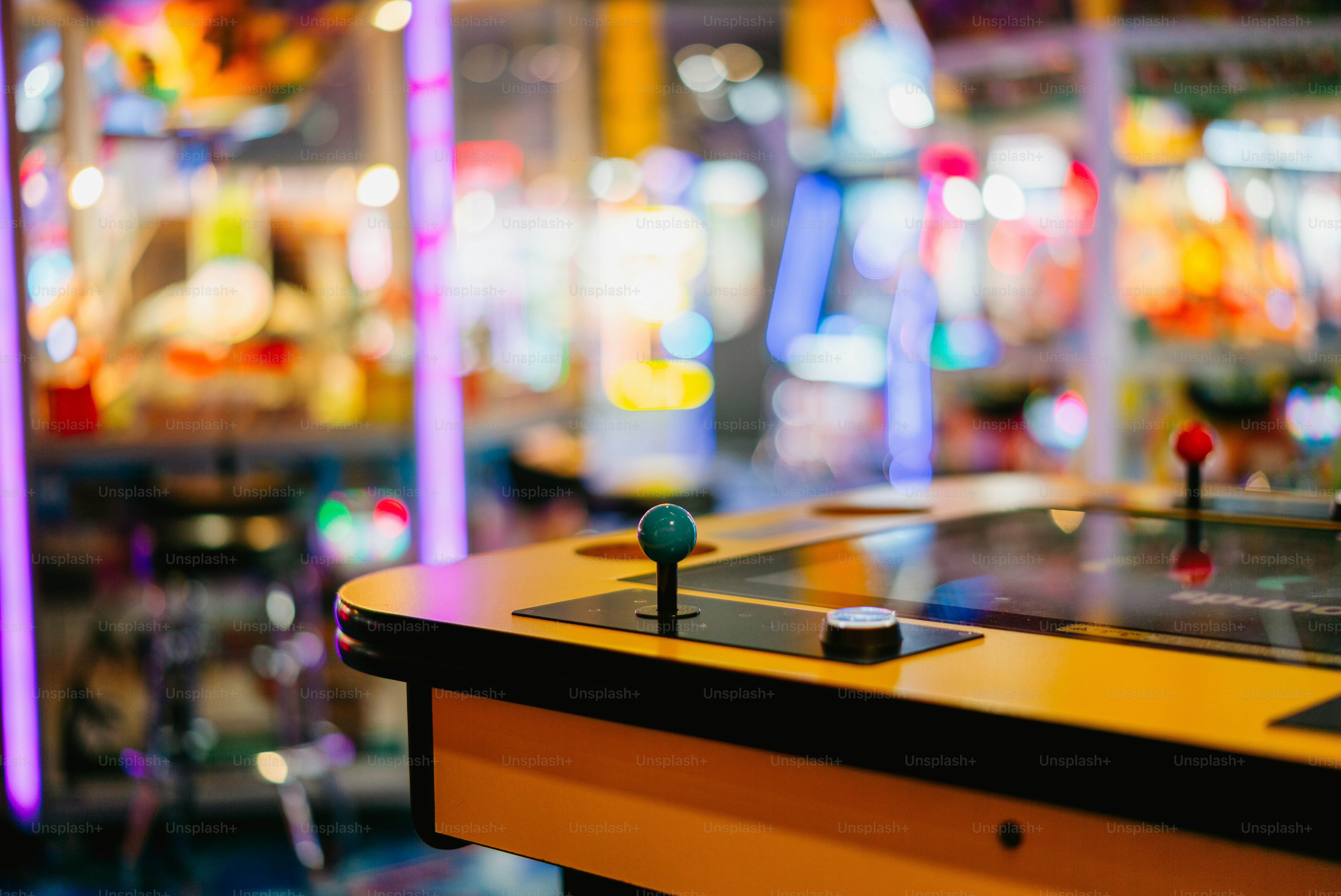 Japanese Gaming Room Pictures | Download Free Images on Unsplash