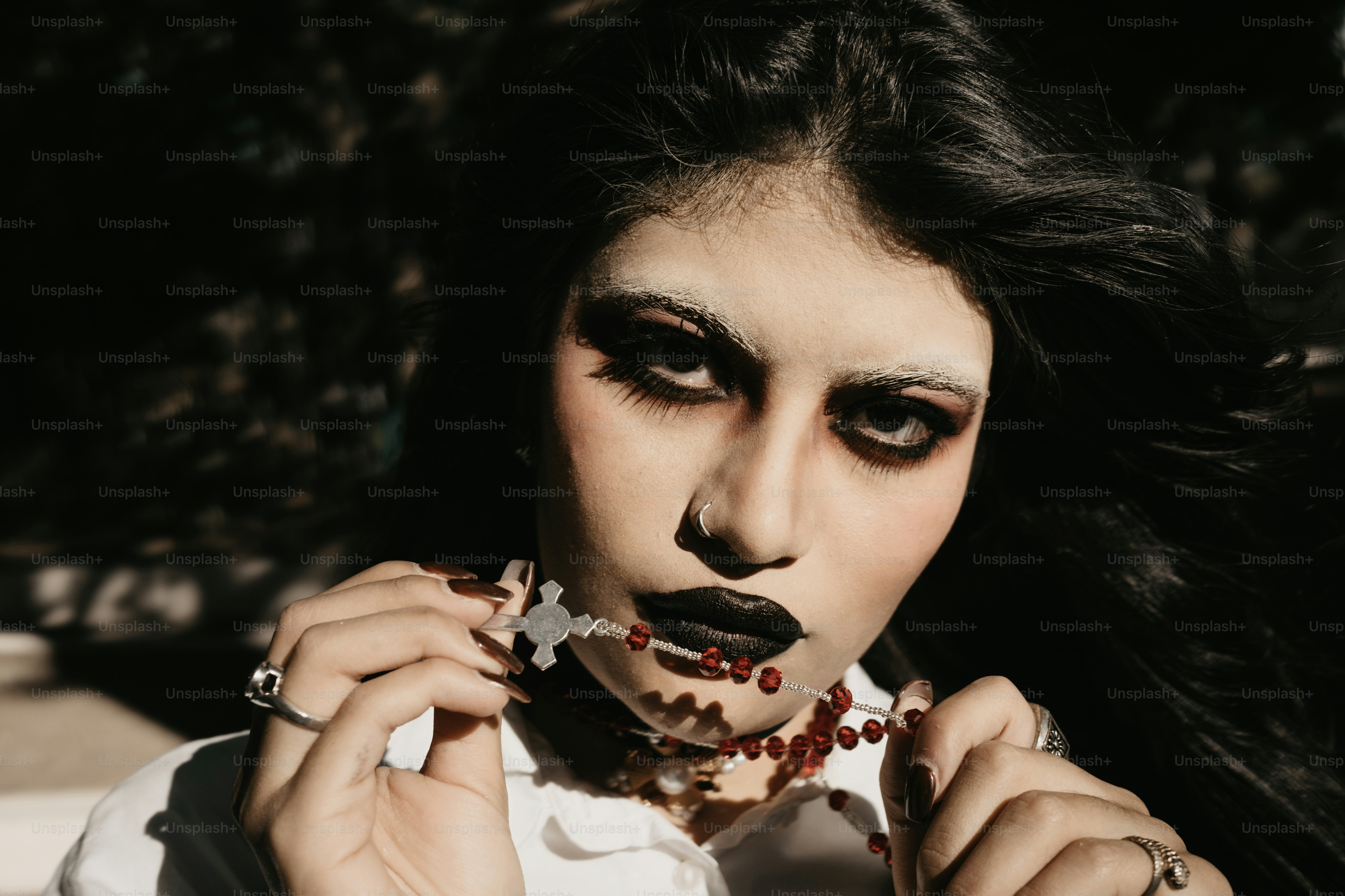 Vampire Pfp Pictures | Download Free Images on Unsplash