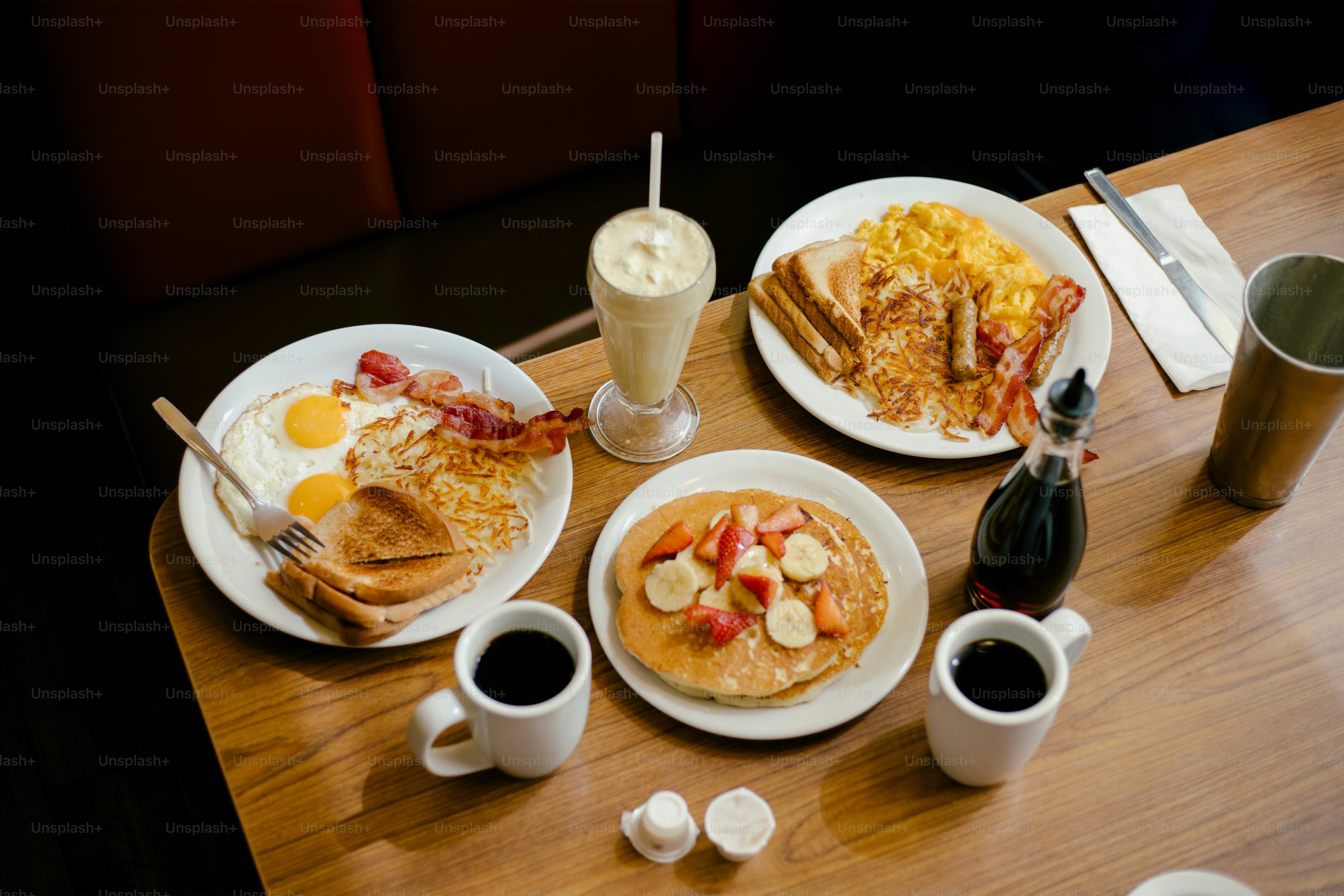 A delicious breakfast spread on a diner table. photo – Restaurant Image ...