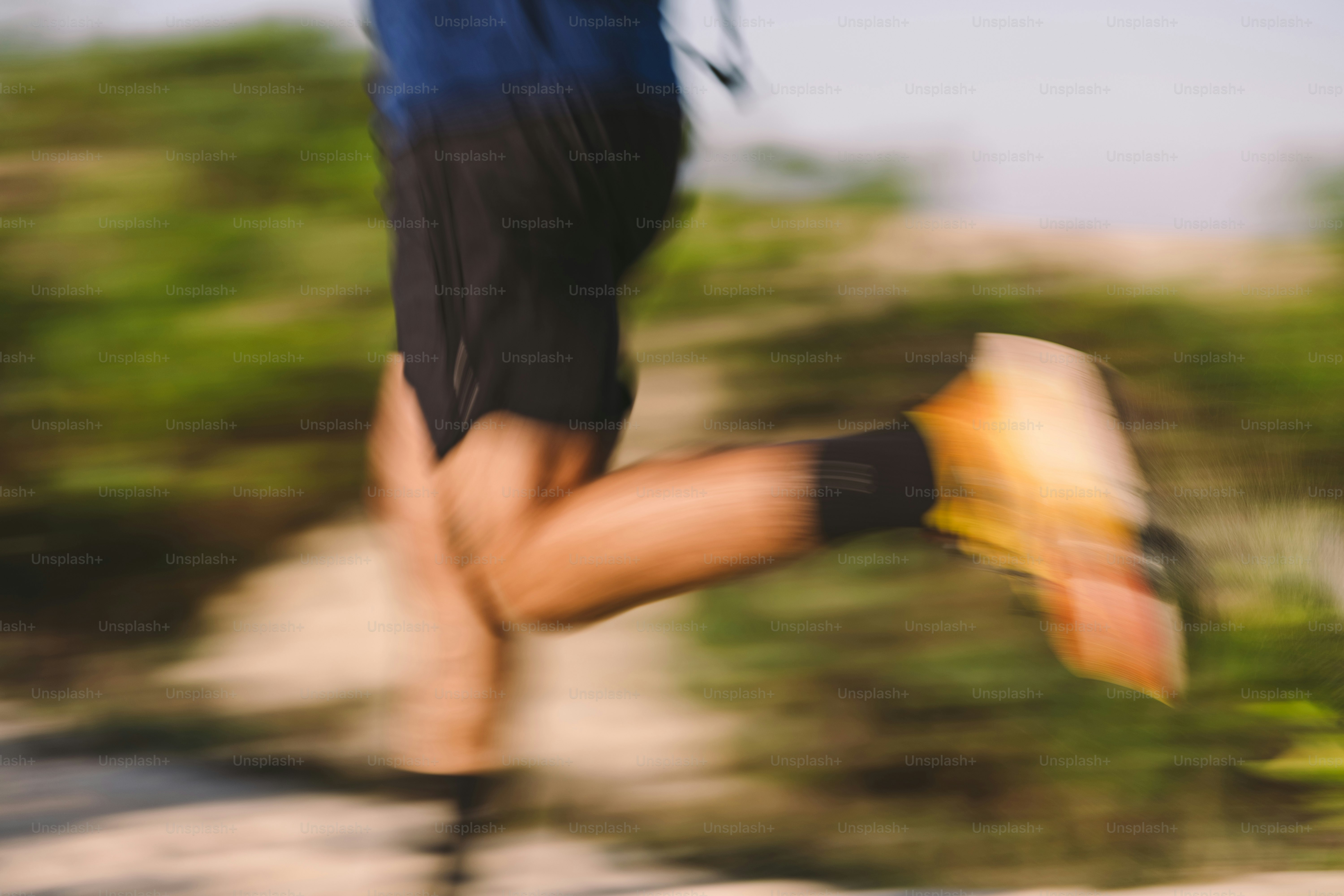 A runner in motion is captured in blur. photo – Sport Image on Unsplash