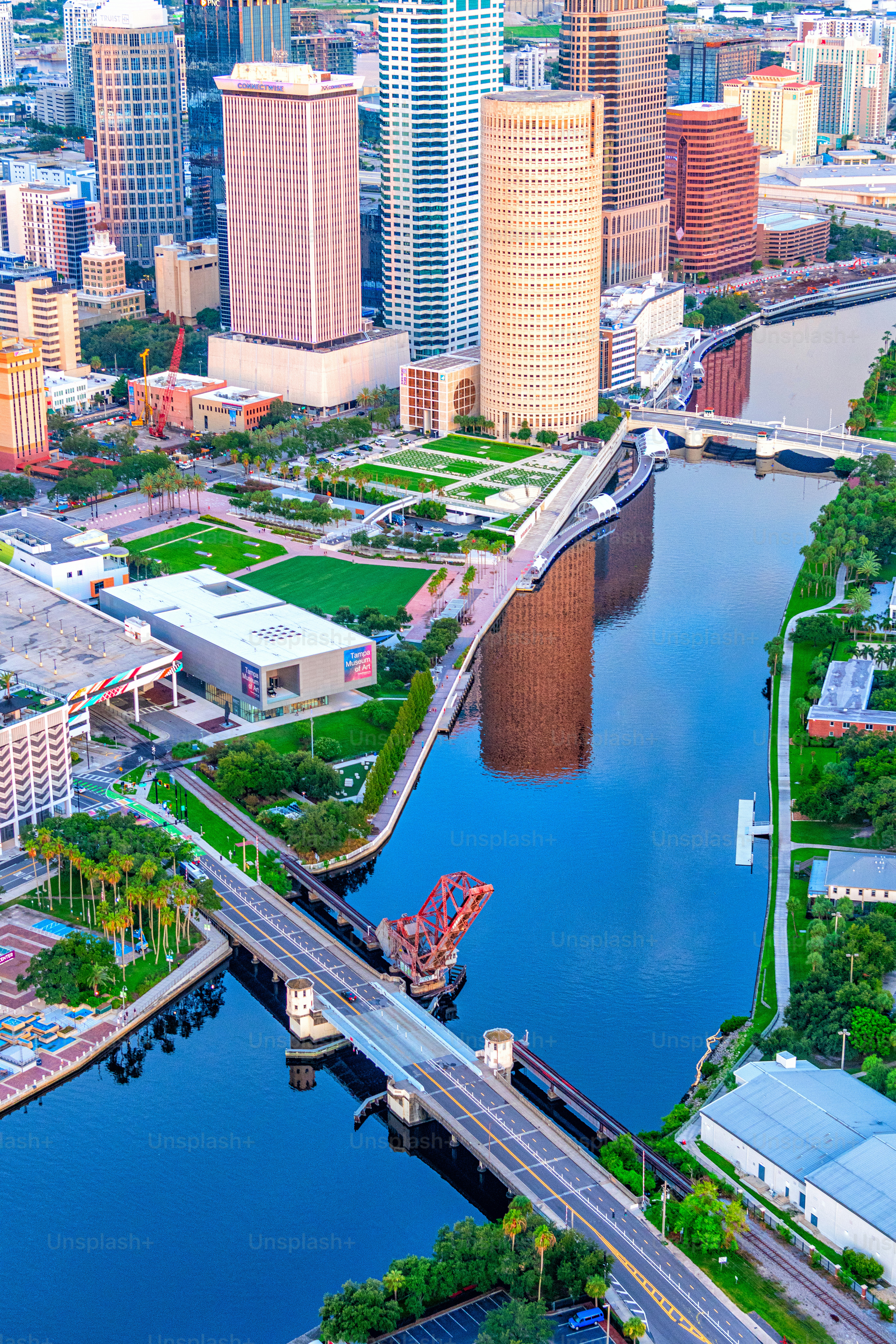 Aerial view of the buildings of downtown Tampa, Florida along the ...