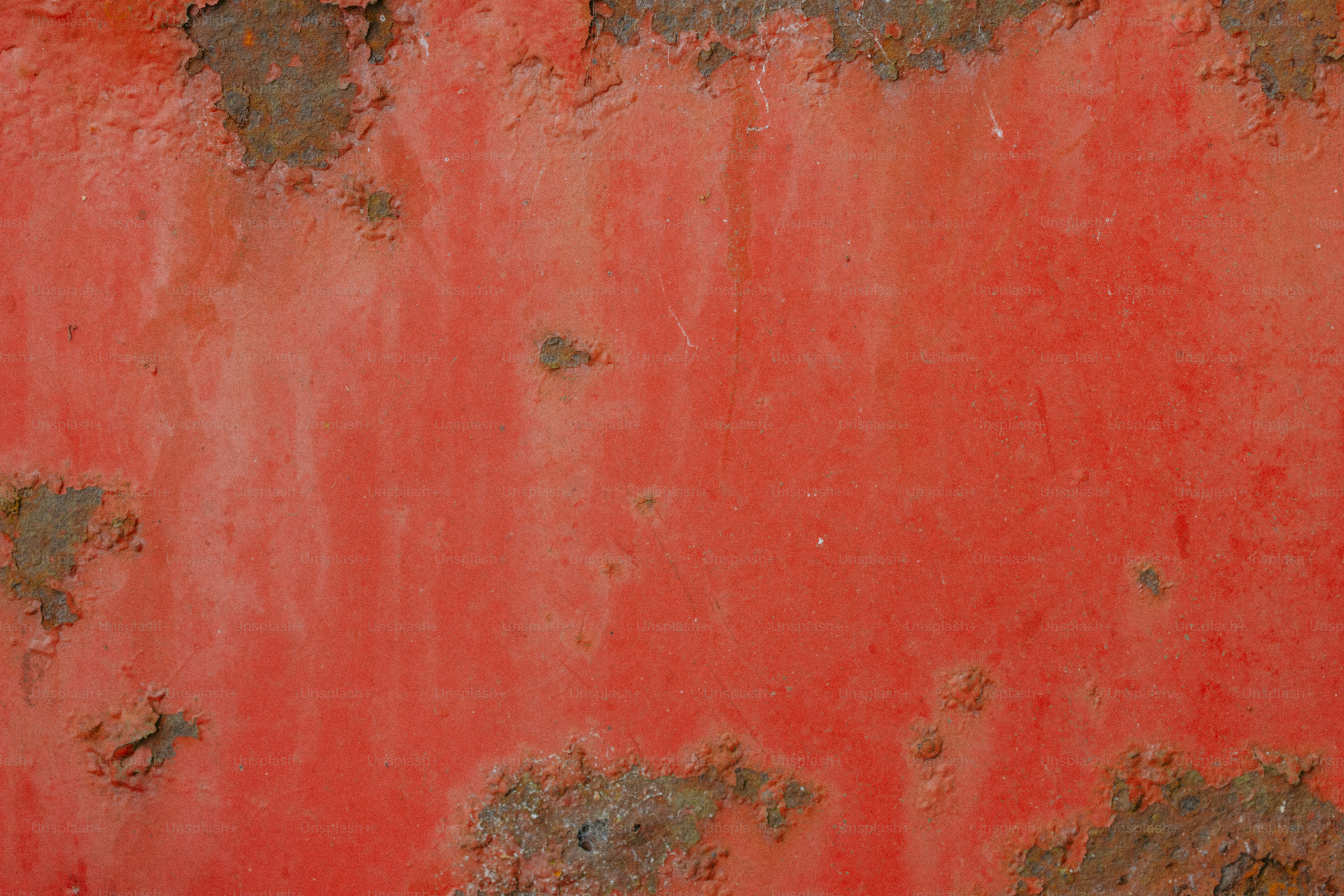 Red painted metal with rust and peeling paint photo – Background Image ...