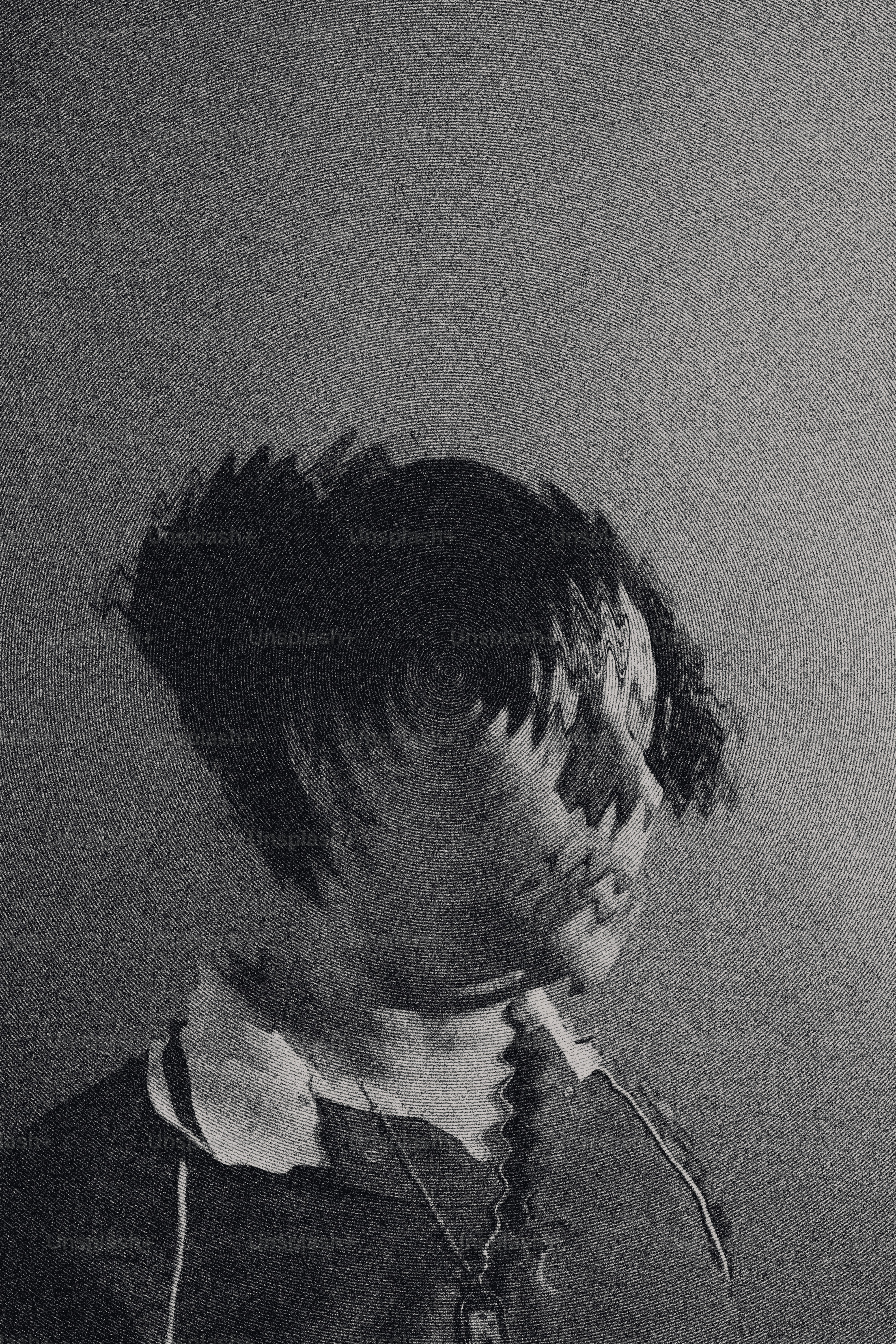 Distorted grayscale portrait of a person's head photo – Portrait Image ...