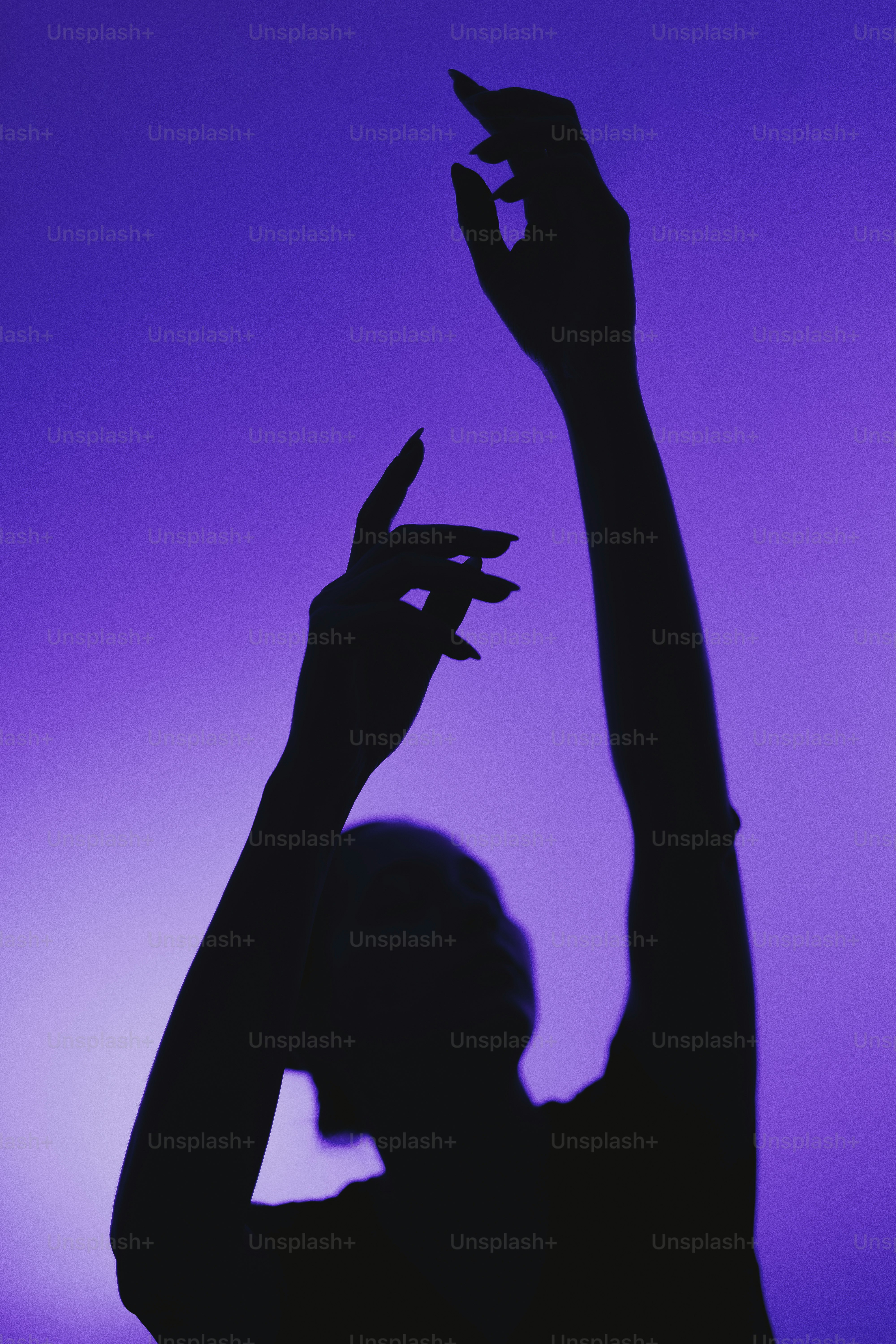 Silhouette of a dancer against a purple background photo – Profile ...