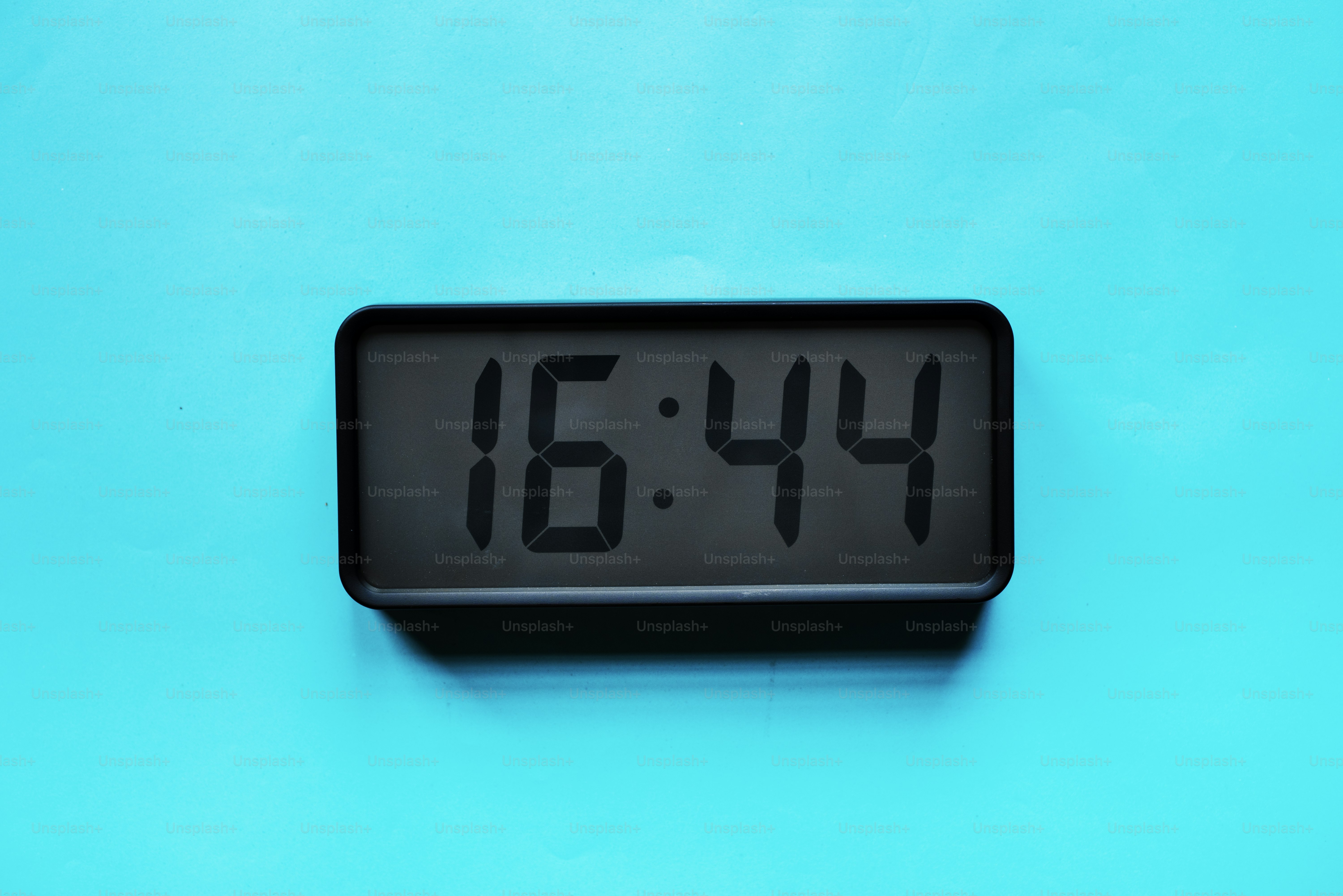 Number 16 Pictures | Download Free Images on Unsplash